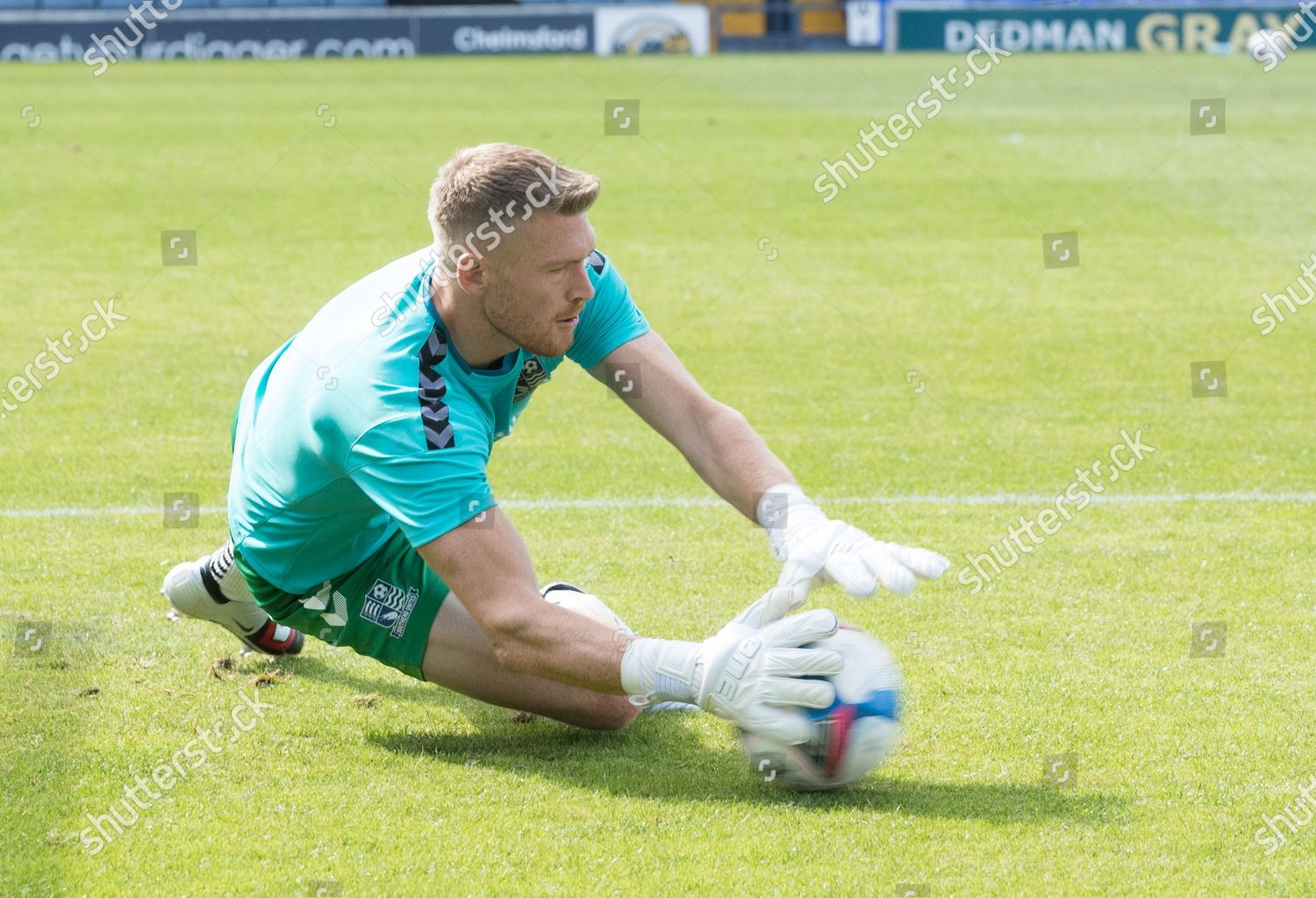 Mark Oxley Southend United Pre Match Editorial Stock Photo - Stock ...
