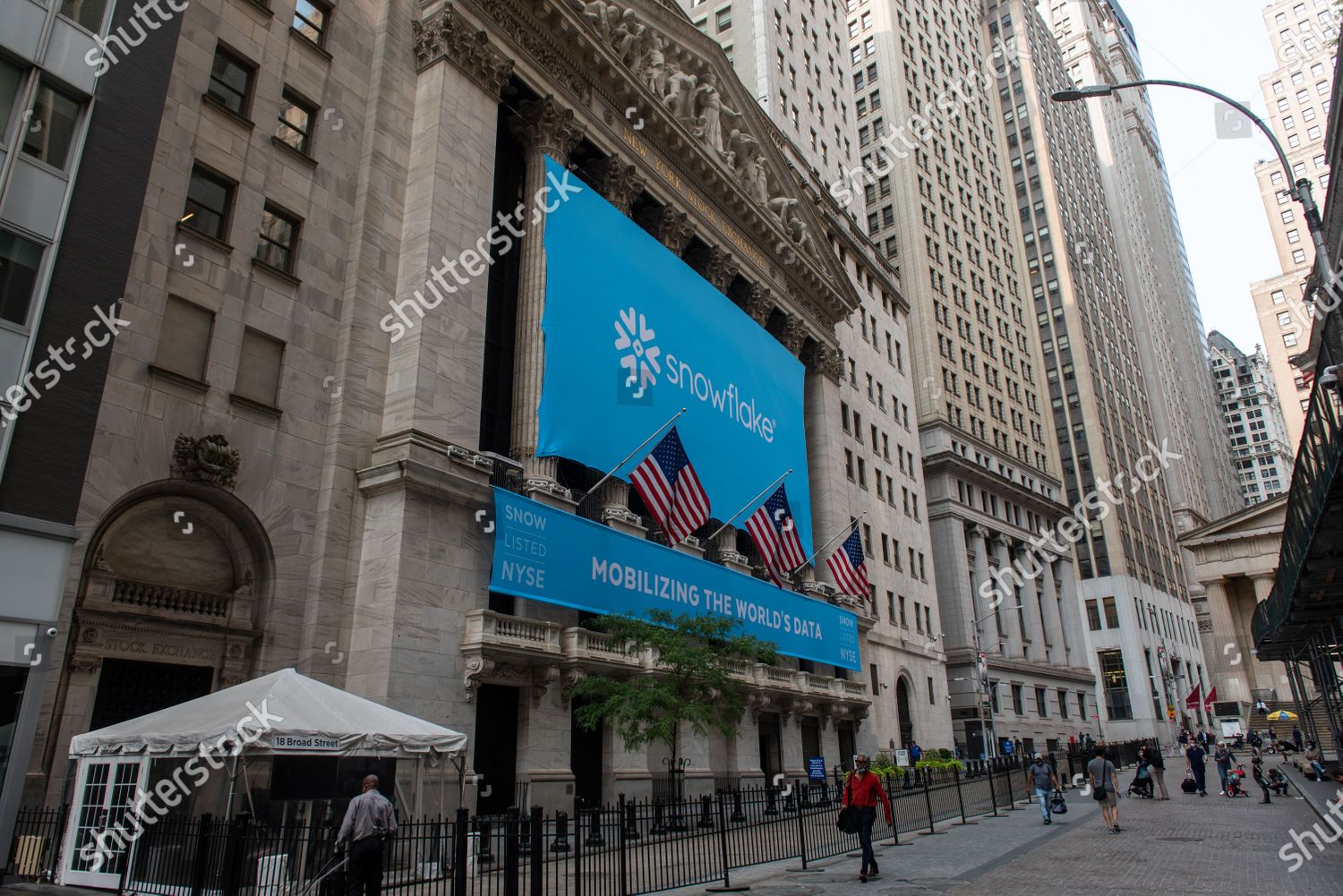 Banner Announcing Ipo Snowflake Data Storage Editorial Stock Photo ...