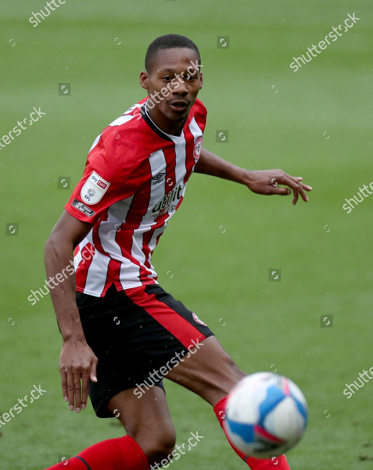 Ethan Pinnock Brentford Editorial Stock Photo - Stock Image | Shutterstock