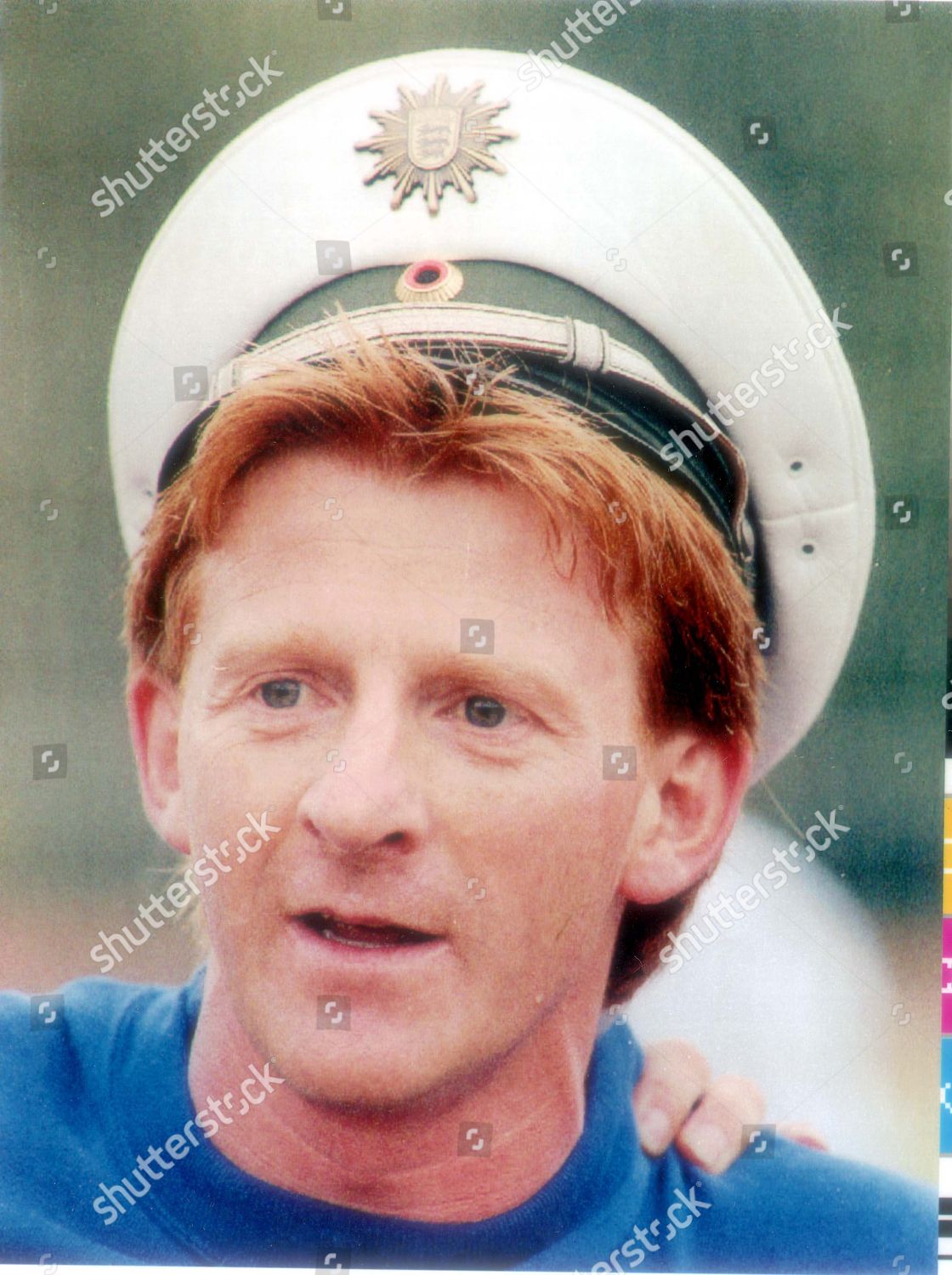 Gordon Strachan Footballer 1992 Gordon Strachan Editorial Stock Photo ...