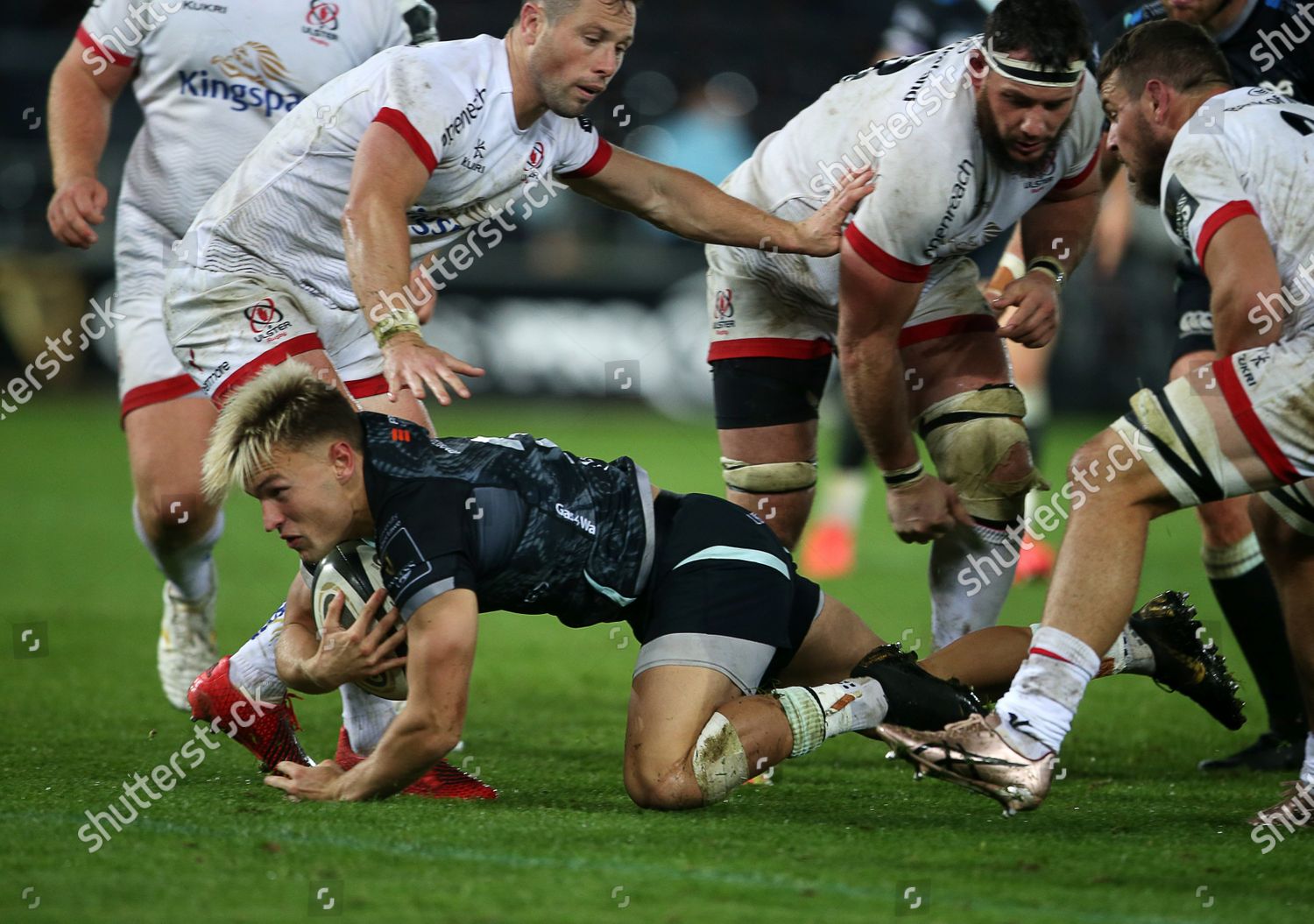 Harri Morgan Ospreys Tries Scramble Line Editorial Stock Photo - Stock ...