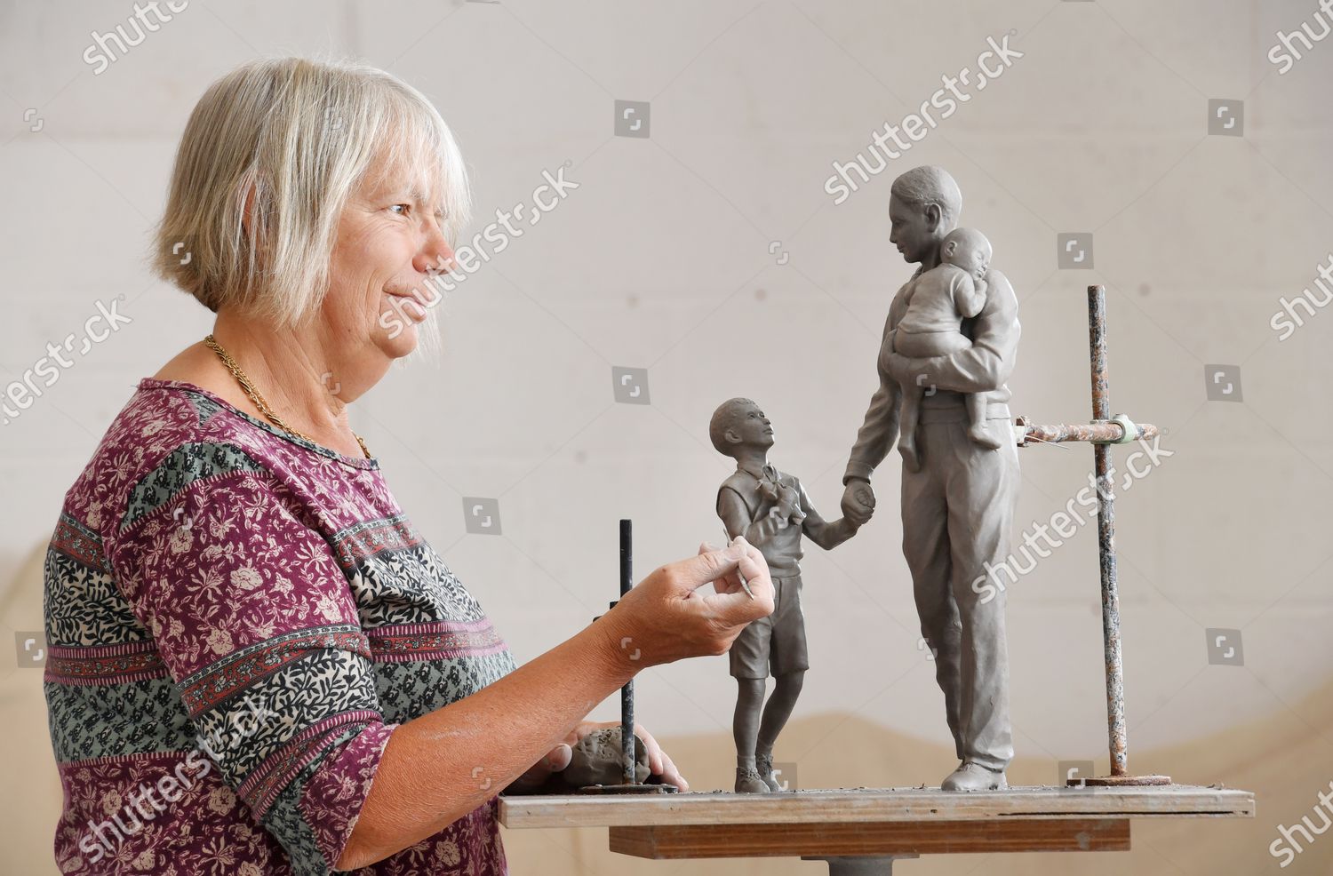 Pictured Sculptor Moira Purver Working On Editorial Stock Photo - Stock ...
