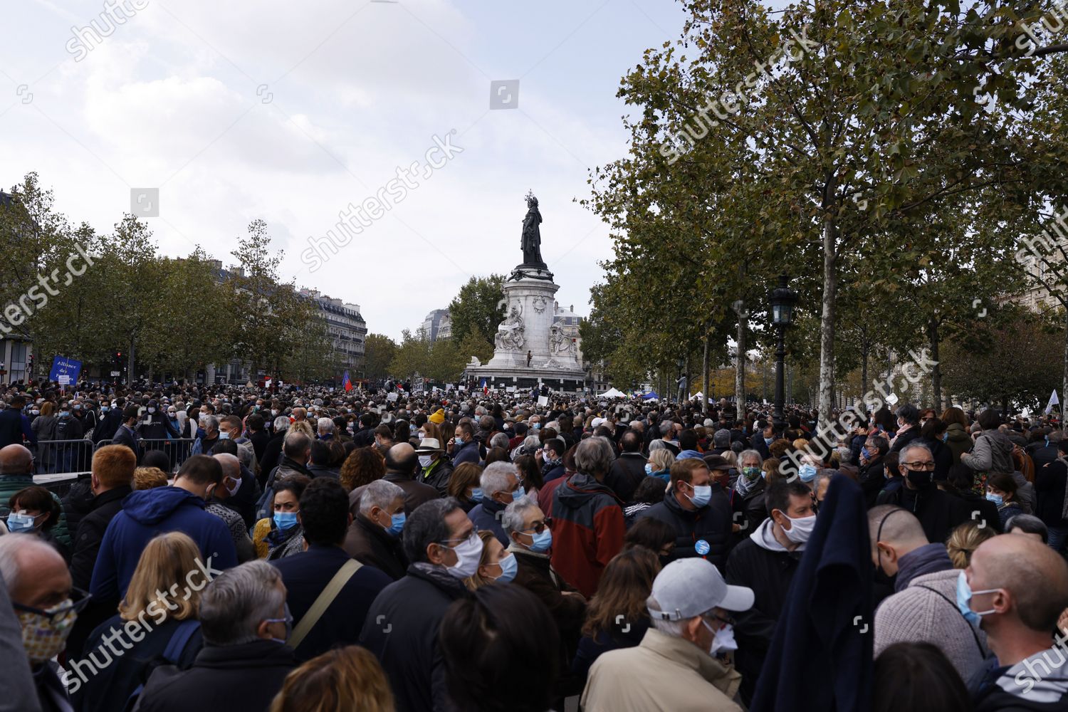 People Gather Place De La Republique Editorial Stock Photo - Stock ...