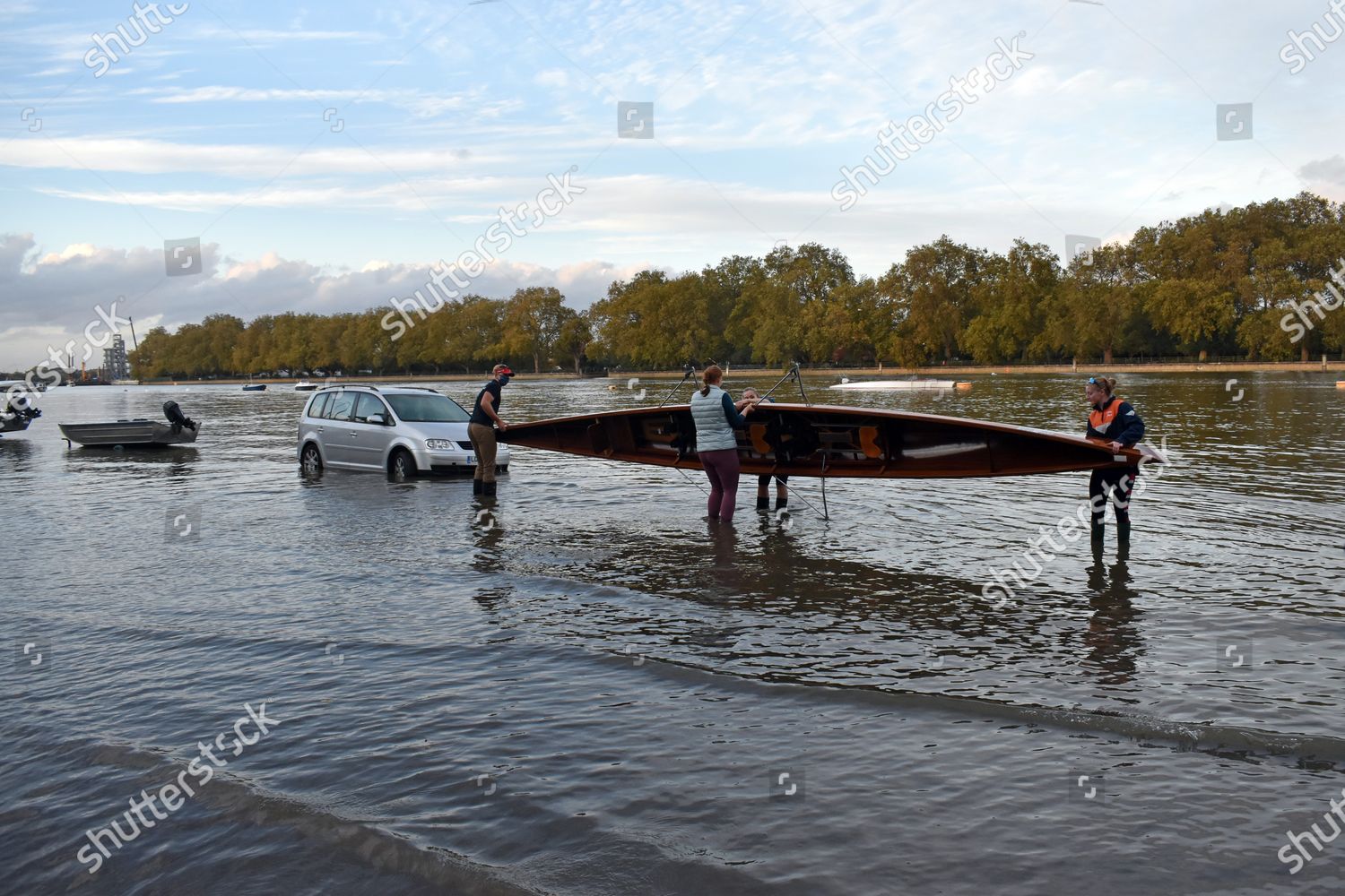 High Spring Tide On Thames Floods Editorial Stock Photo - Stock Image ...
