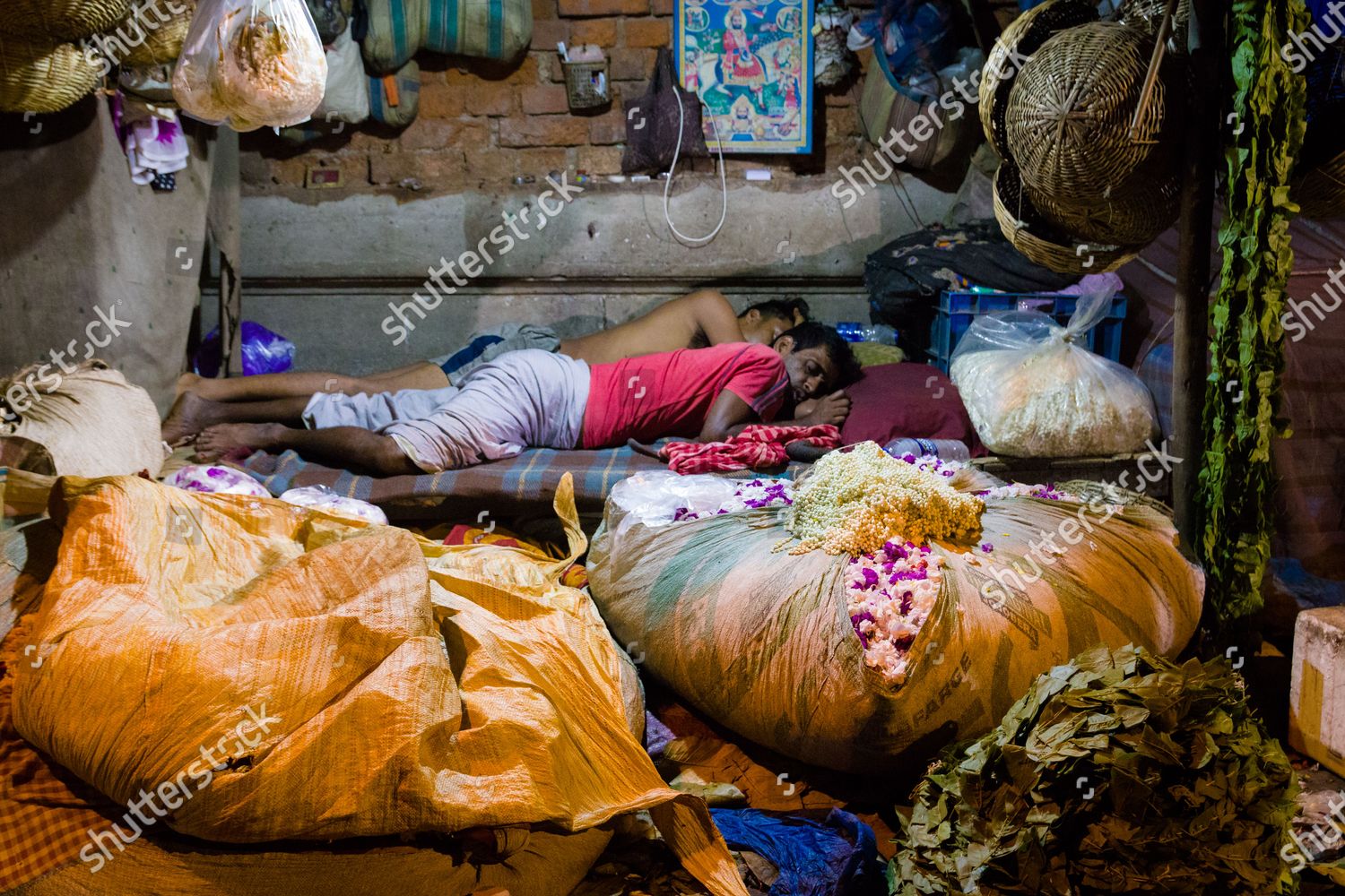 Flower Market Scenes Howrah Mullick Ghat Editorial Stock Photo - Stock ...
