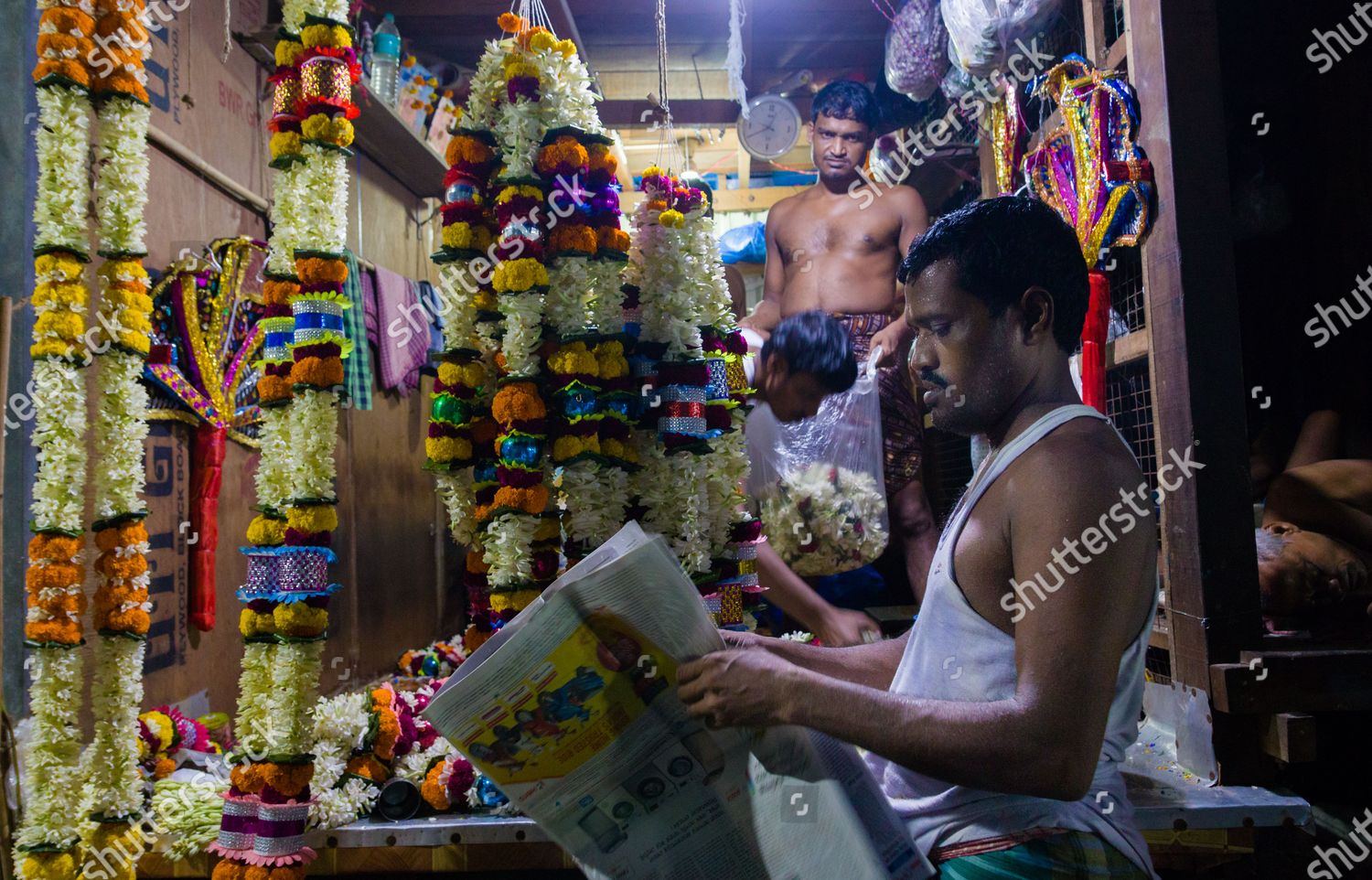Flower Market Scenes Howrah Mullick Ghat Editorial Stock Photo - Stock ...