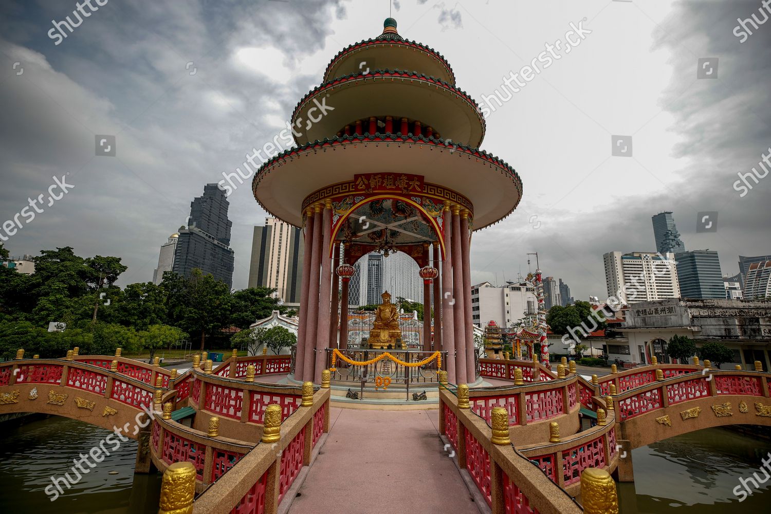 View Chinese Teochew Cemetery Bangkok Thailand Editorial Stock Photo ...