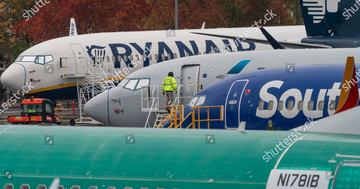 Worker Enters Boeing 737 Max Airplane Editorial Stock Photo - Stock ...