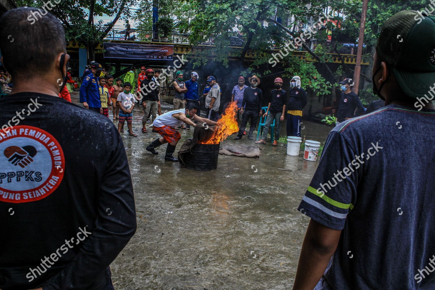 Vertical Rescue Indonesia Training Community Handling Editorial Stock ...
