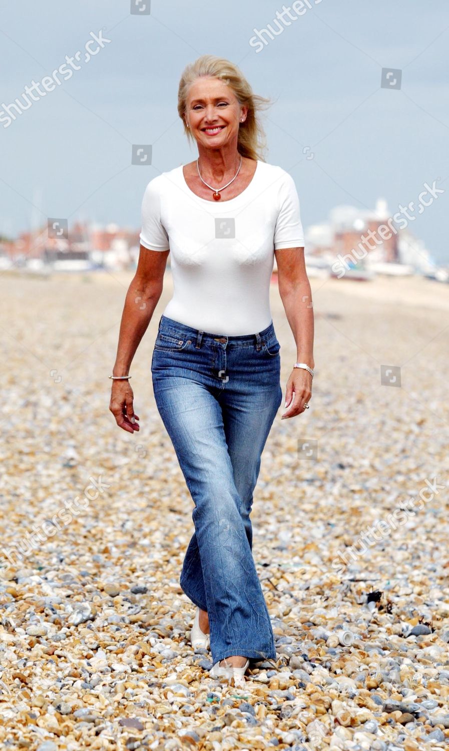 Television Newsreader Jan Leeming Home Deal Editorial Stock Photo ...