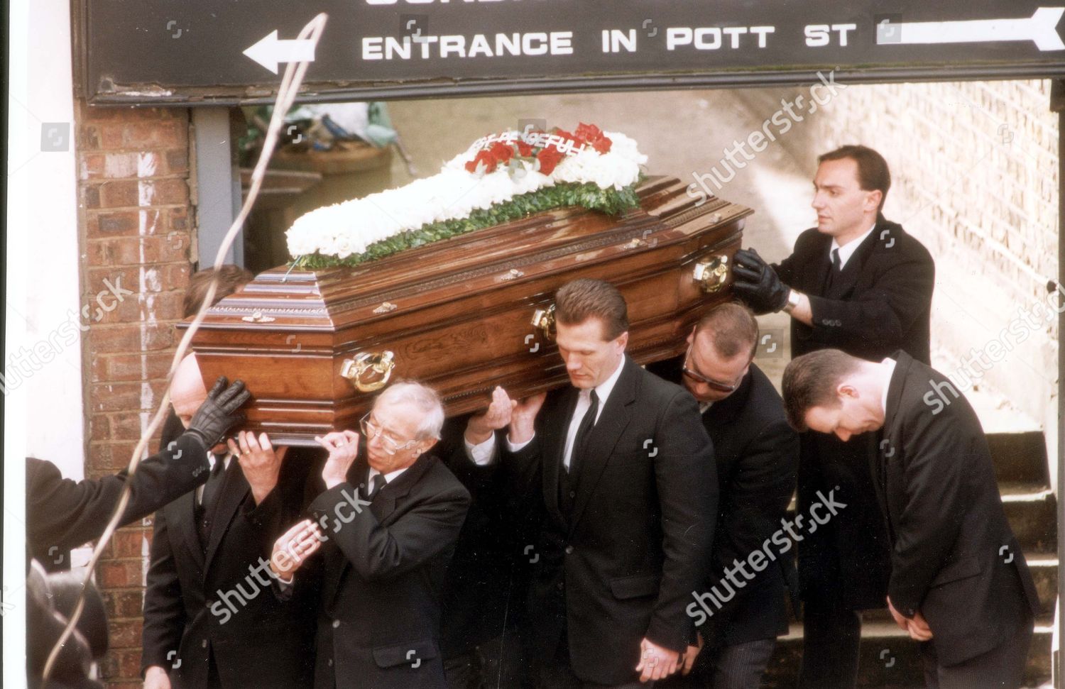 Pallbearers Carry Coffin Ronnie Krays Funeral Editorial Stock Photo ...