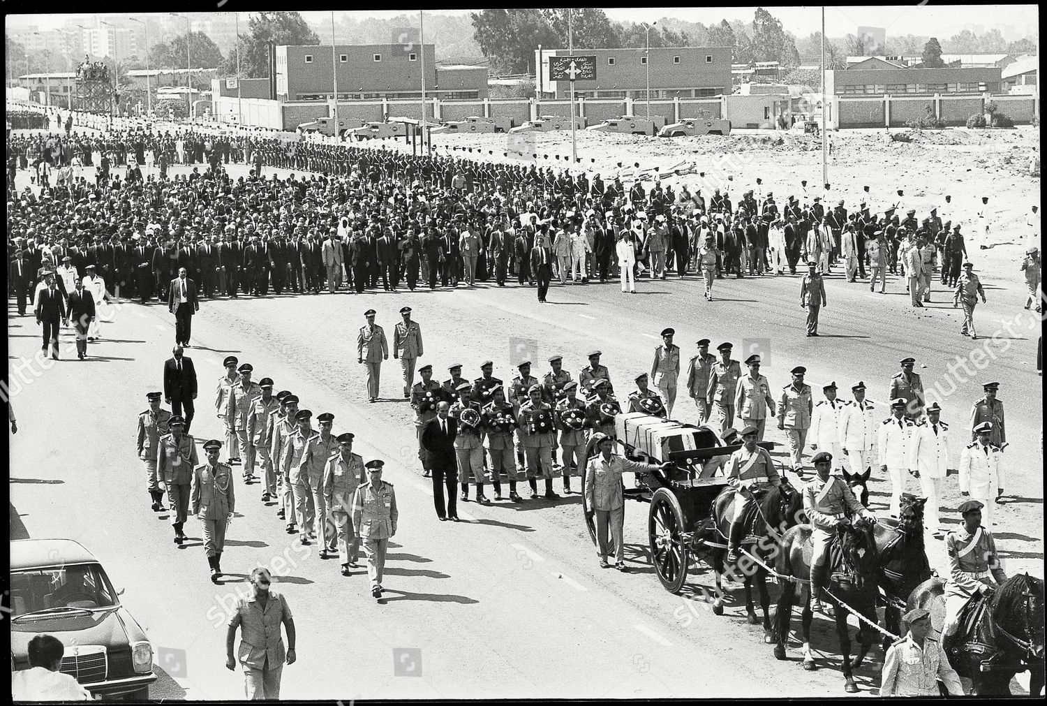 Anwar Sadat Assassinated Funeral Procession Egyptian Editorial Stock ...