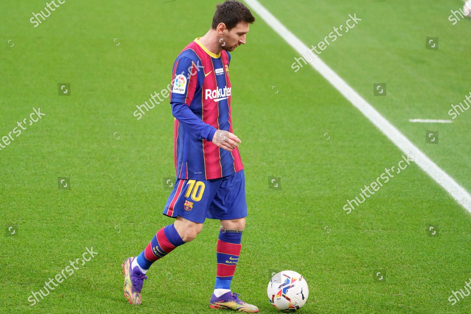 Lionel Messi Corners Kick Fc Barcelona Editorial Stock Photo - Stock ...
