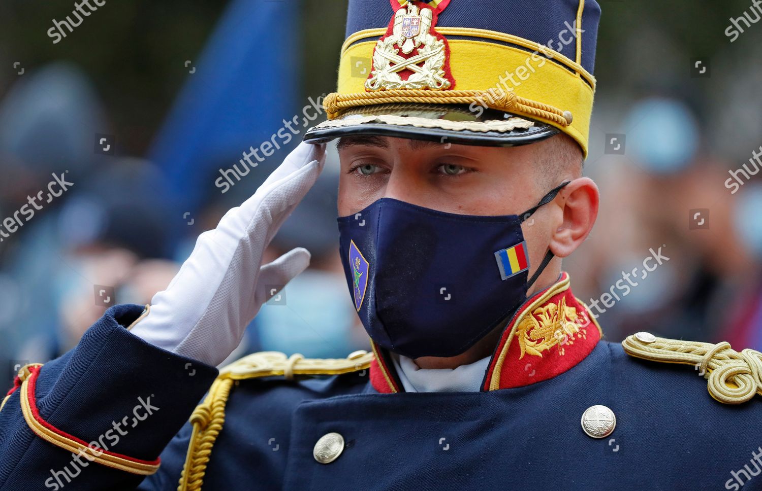 Romanian Honor Guard Soldier Pays Respect Editorial Stock Photo - Stock ...