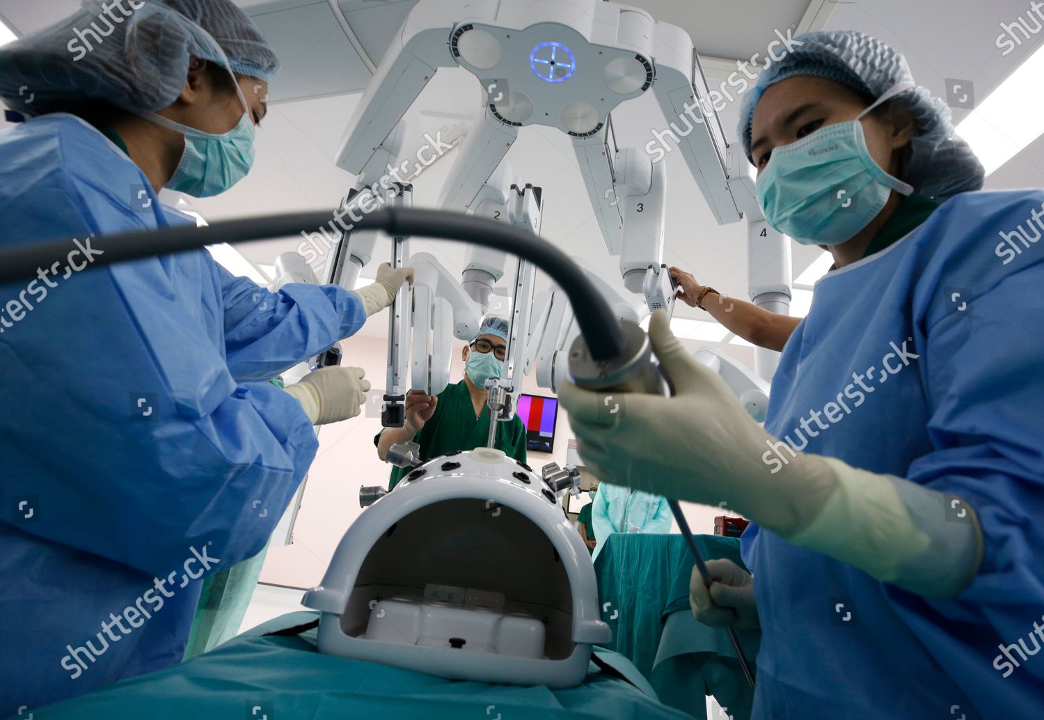 Thai Healthcare Workers Operate Surgicalassistant Robot Editorial Stock ...