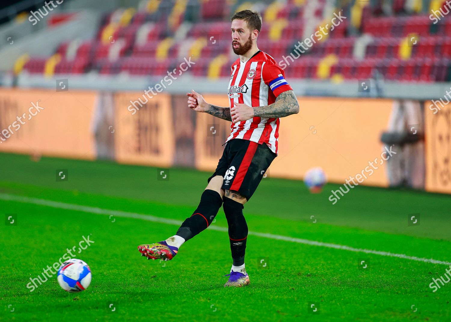 Pontus Jansson Brentford Moving Ball Into Editorial Stock Photo - Stock Image | Shutterstock