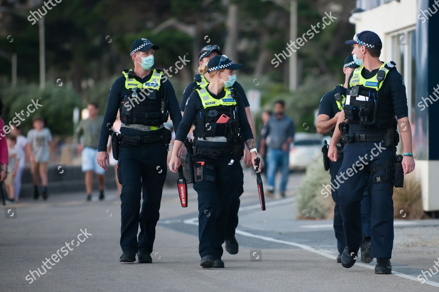 Police Metal Detectors Patrol Foreshore St Editorial Stock Photo ...