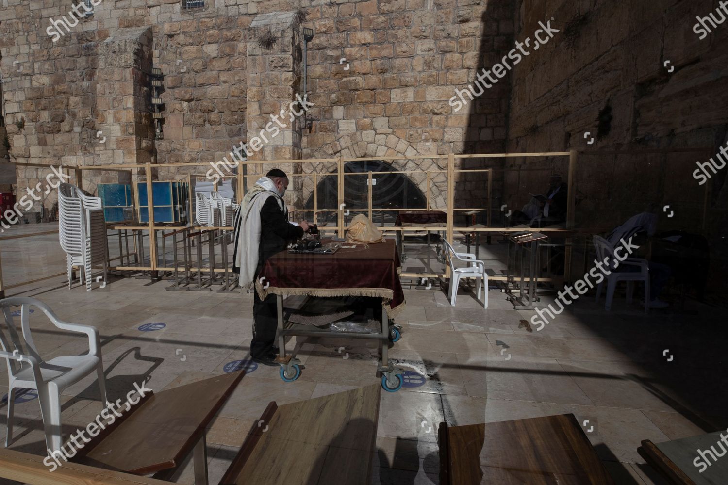 Ultraorthodox Jewish Praying Separated Partitions Prayer Editorial ...