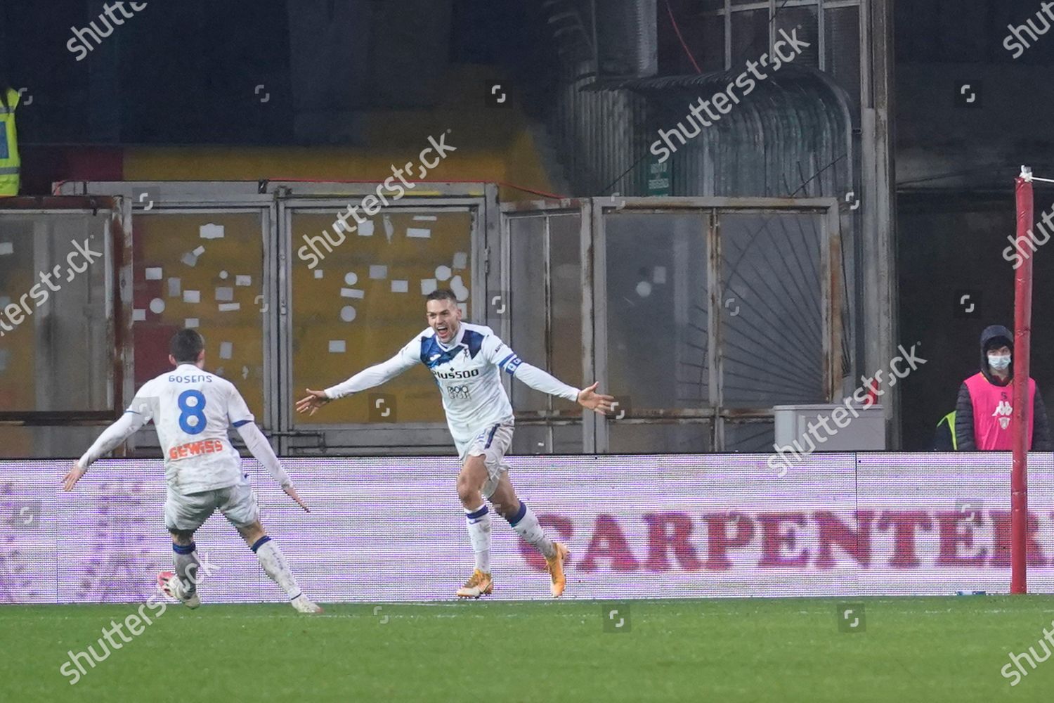 Atalantas Rafael Toloi R Celebrates After Editorial Stock Photo - Stock ...