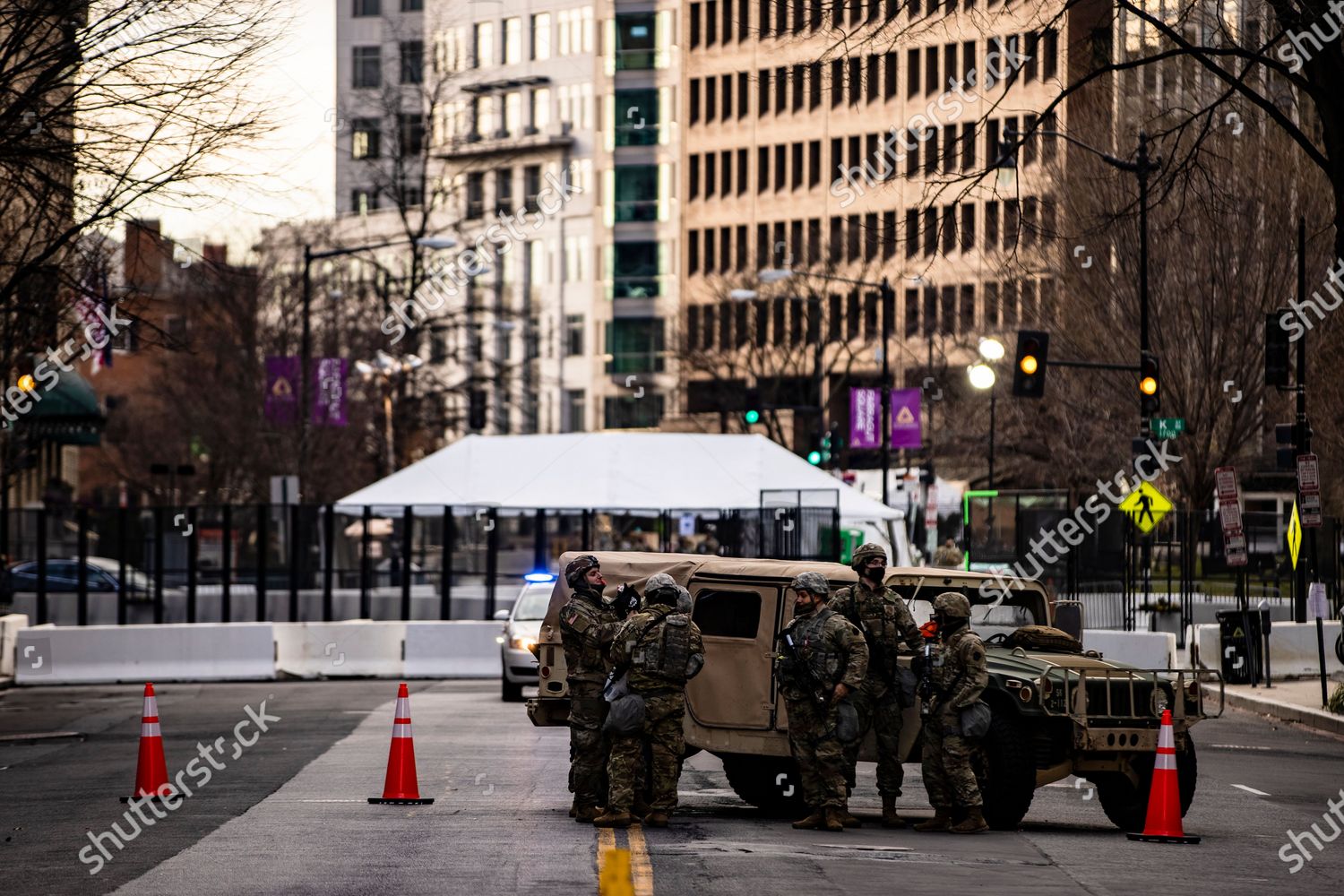 Members National Guard Guard Perimeter Secured Editorial Stock Photo ...