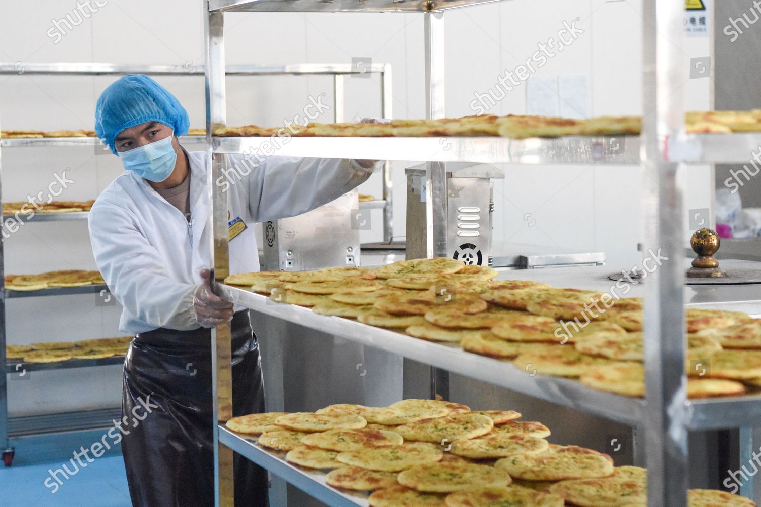 Worker Delivers Newlymade Nang Local Flatbread Editorial Stock Photo ...
