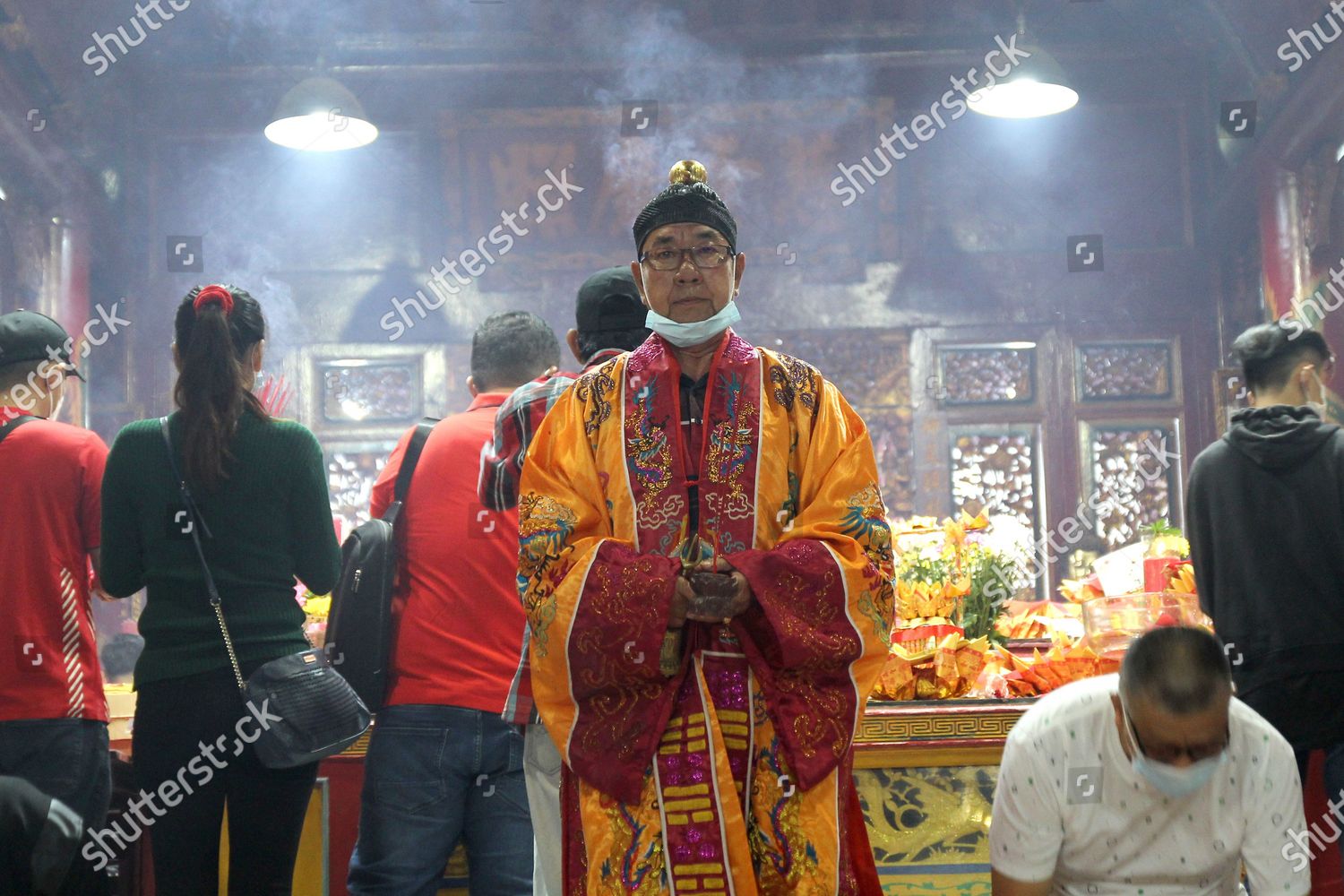 Chinese Indonesian Pray Chandra Nadi Temple Editorial Stock Photo ...
