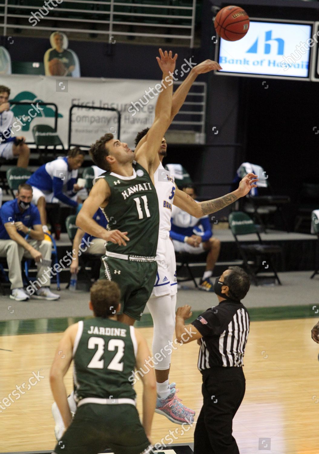 Hawaii Rainbow Warriors Center Mate Colina Editorial Stock Photo ...