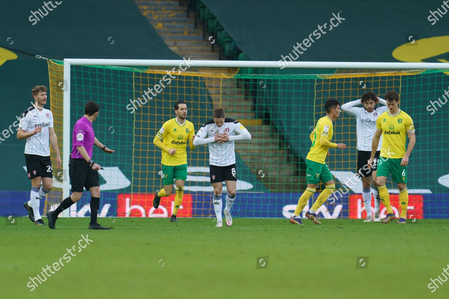 Ben Wiles Rotherham United 8 Reacts Editorial Stock Photo - Stock Image ...