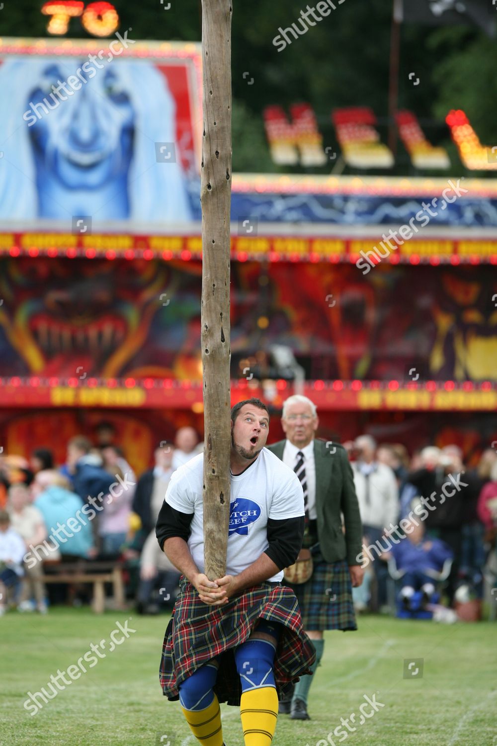 Gregor Edmunds Tossing Caber Editorial Stock Photo - Stock Image ...