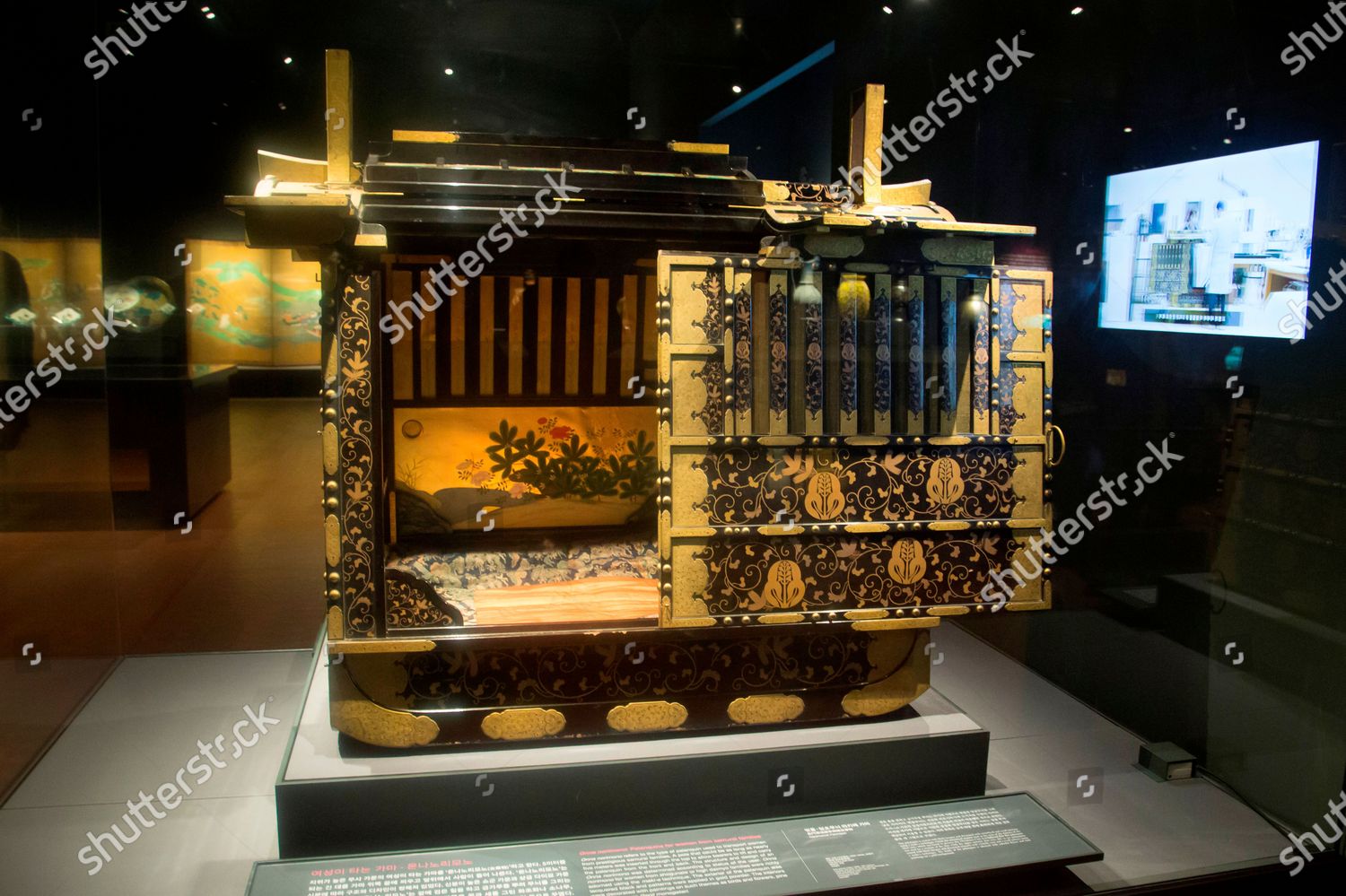 Onna Norimono Japanese Traditional Onna Norimono Editorial Stock Photo ...
