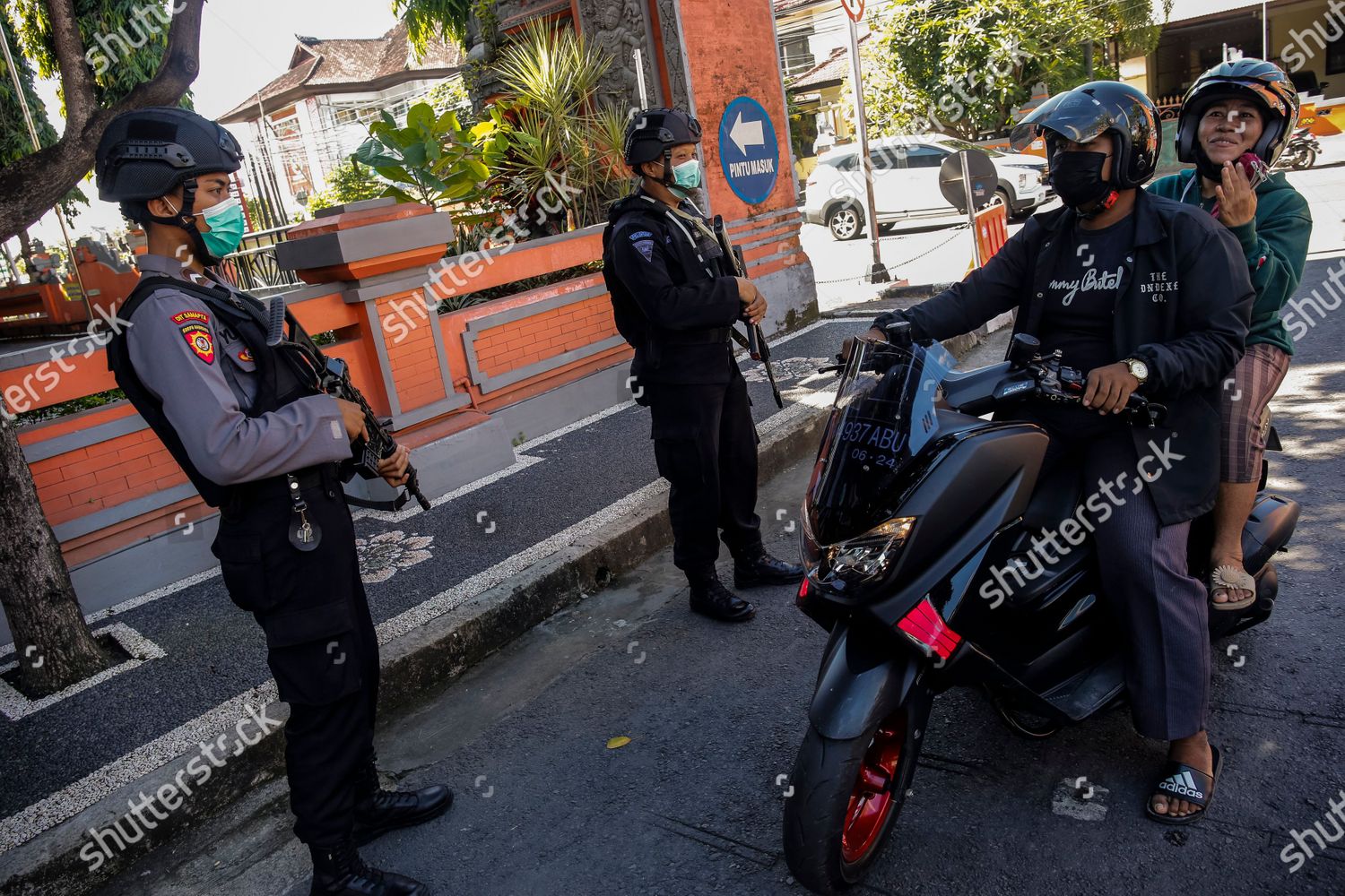 Armed Indonesian National Police Guards Gate Editorial Stock Photo ...
