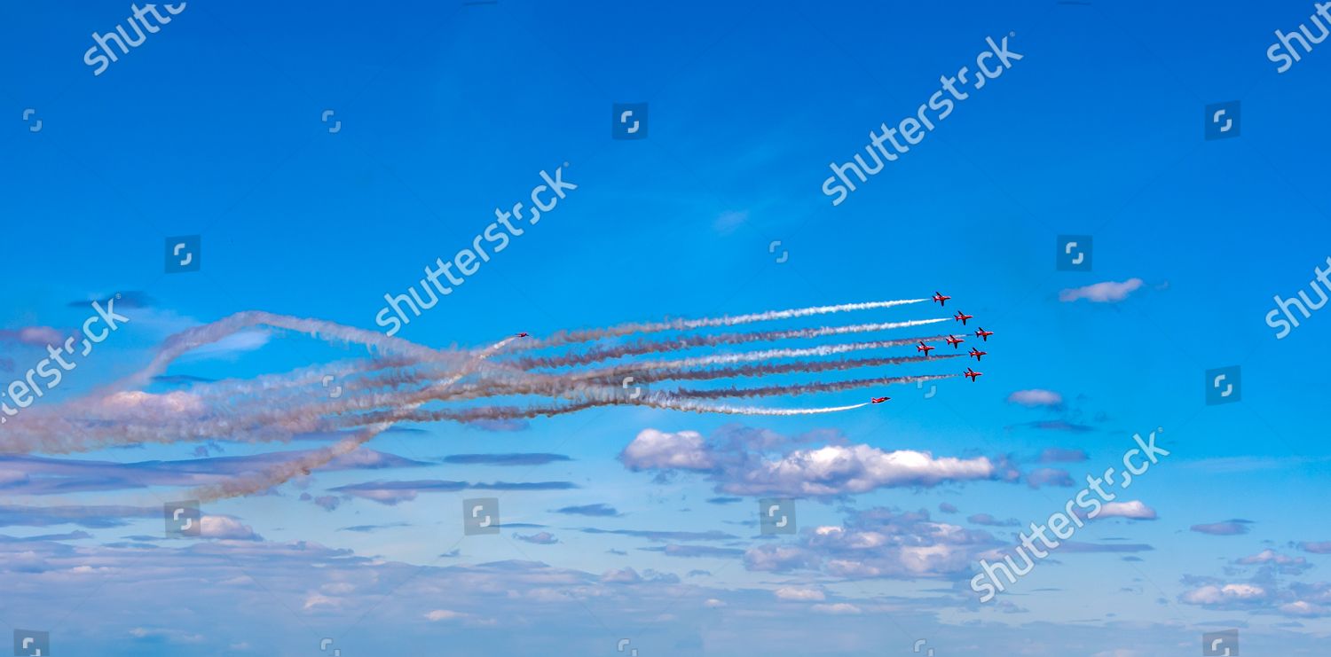 Red Arrows Practising Their Manoeuvres Over Editorial Stock Photo ...