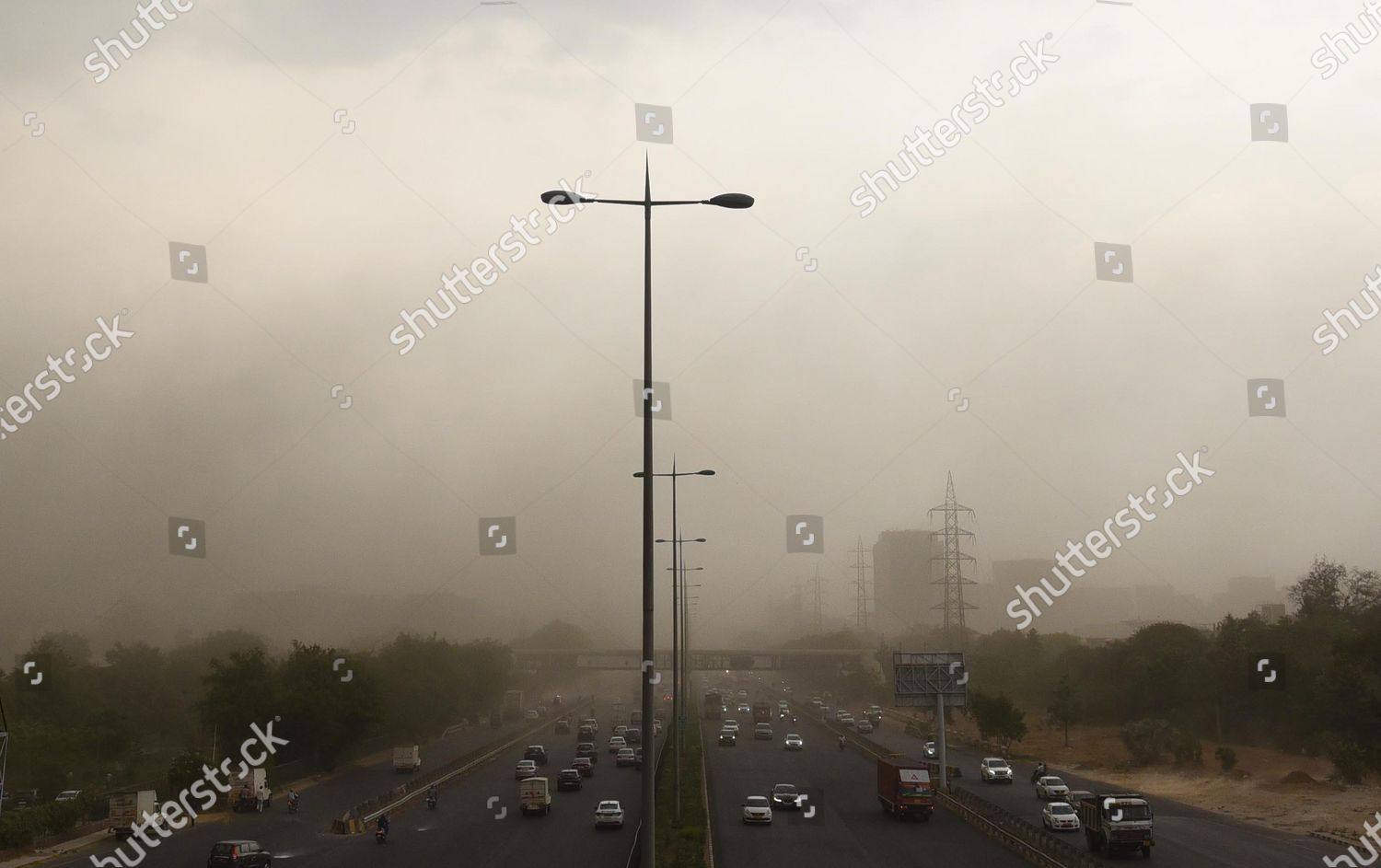 Overcast Sky Conditions Preceeding Dust Storm Editorial Stock Photo ...