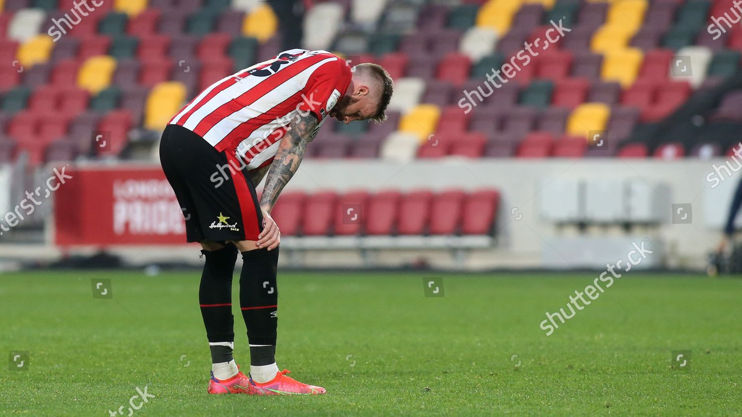 Brentford Captain Pontus Jansson Shows His Editorial Stock Photo - Stock Image | Shutterstock