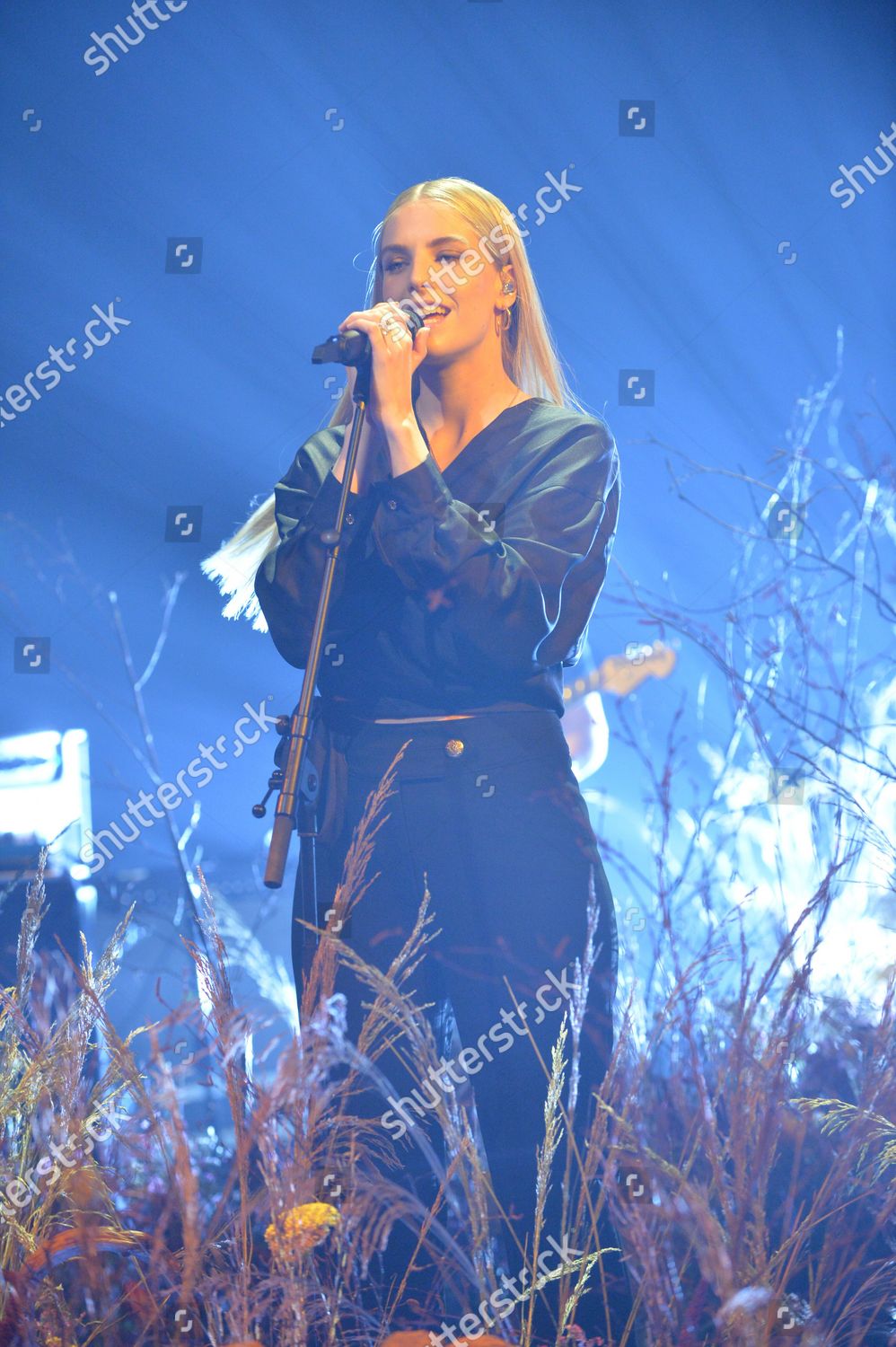 London Grammar Hannah Reid Editorial Stock Photo - Stock Image ...