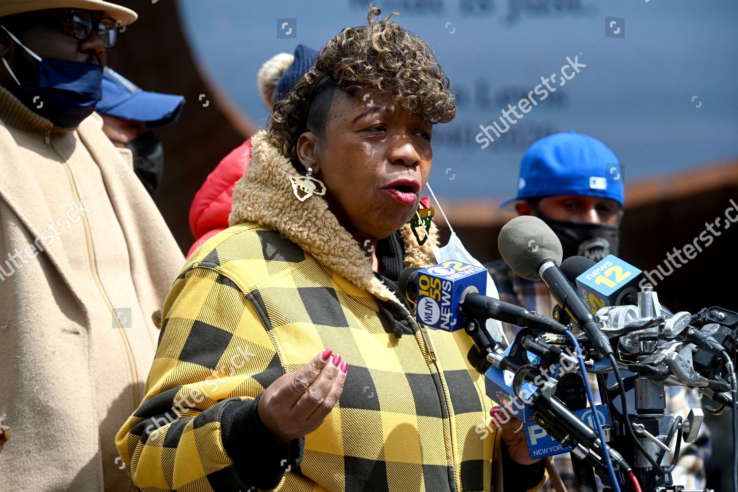 Gwen Carr Mother Eric Garner Speaks Editorial Stock Photo - Stock Image ...