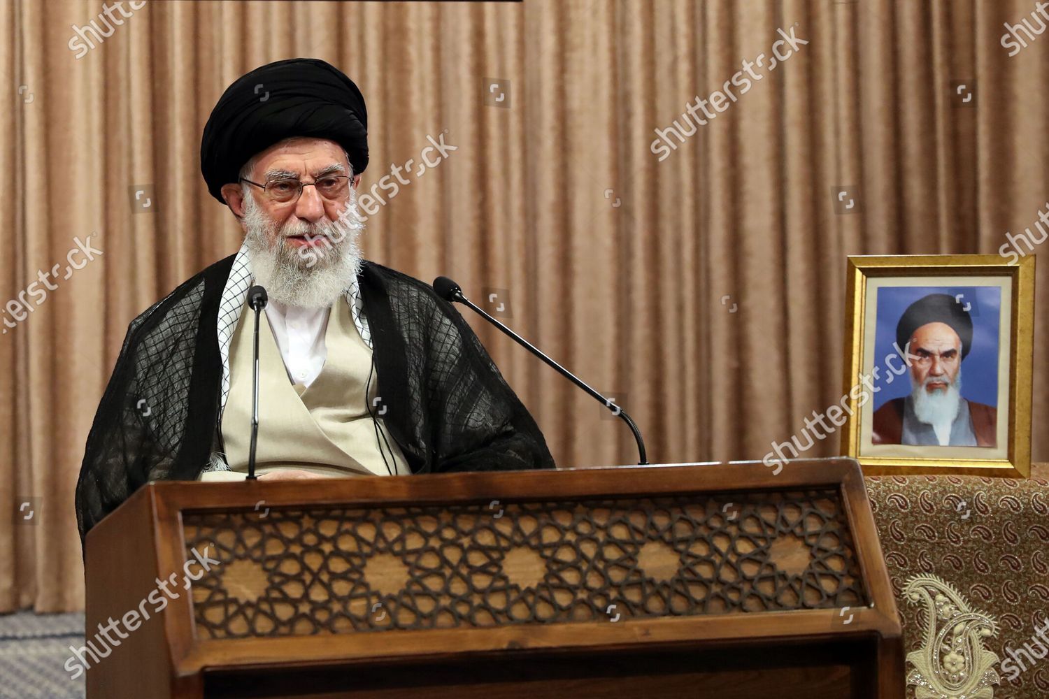 Irans Supreme Leader Ayatollah Ali Khamenei Editorial Stock Photo ...