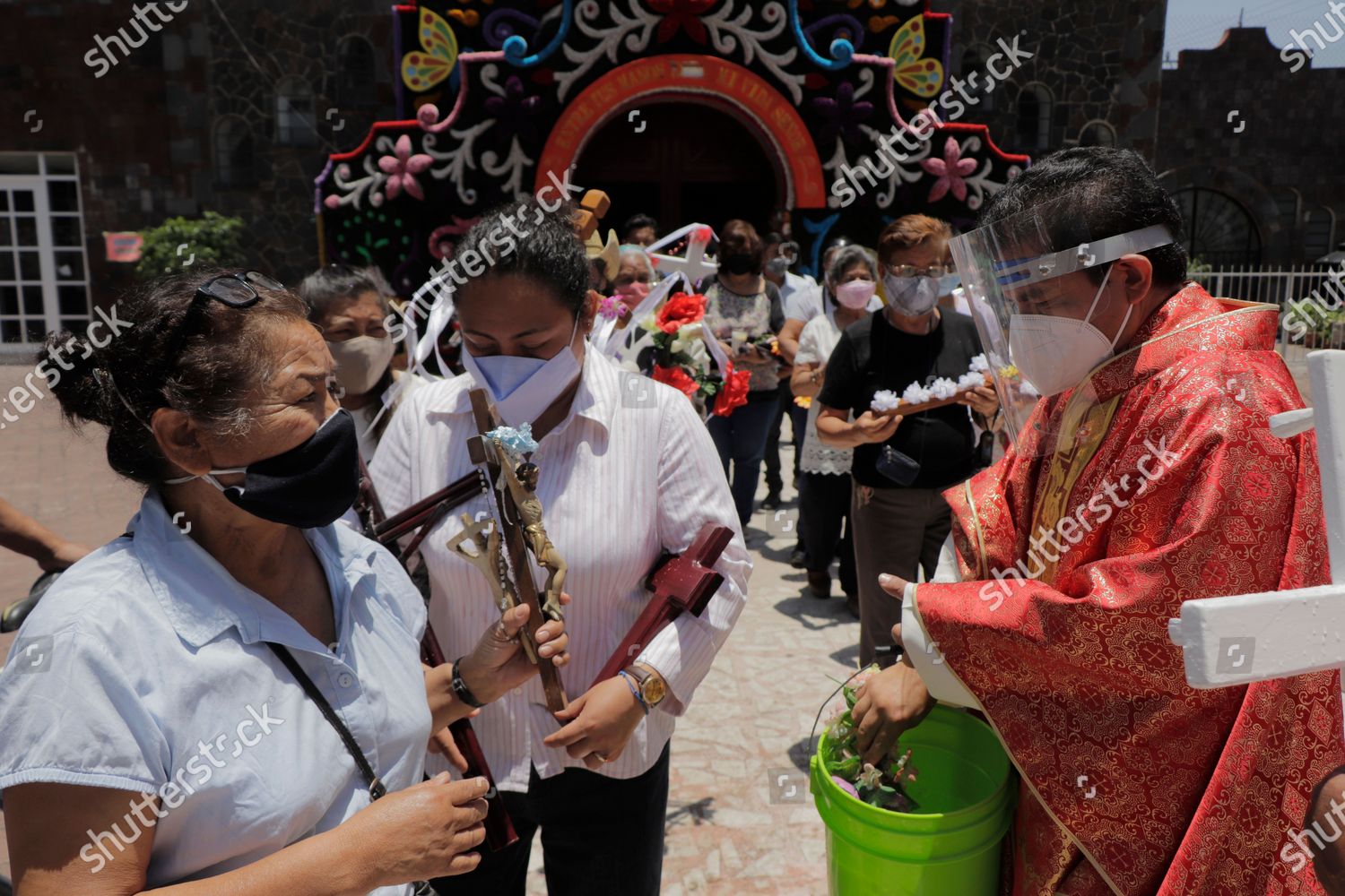 Priest Outside Church Immaculate Conception Located Editorial Stock ...