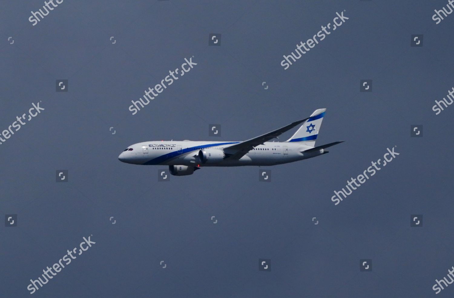 El Al Plane On Final Approach Editorial Stock Photo - Stock Image ...