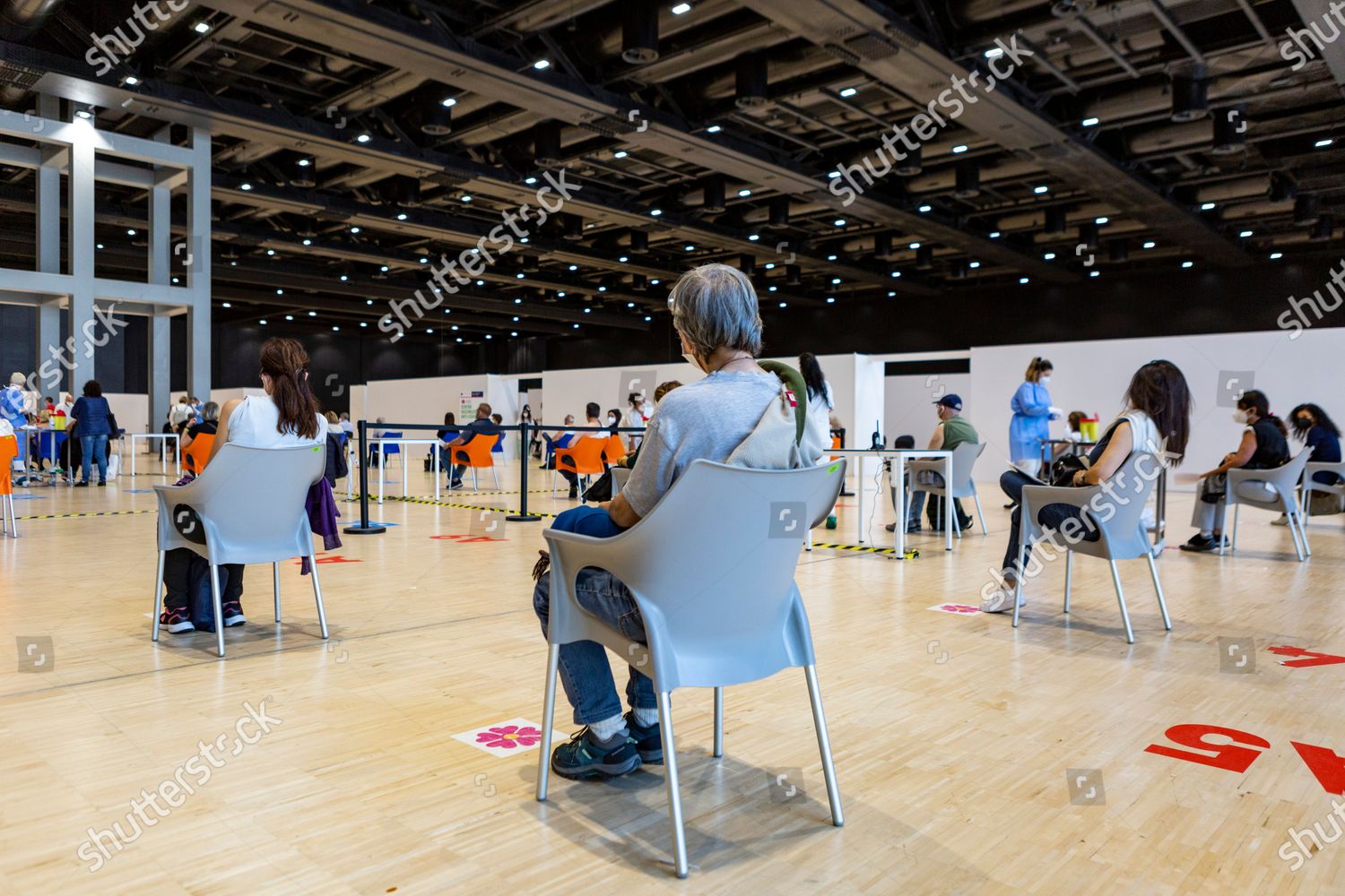 People Wait Pfizer Vaccine Roma Convention Editorial Stock Photo ...