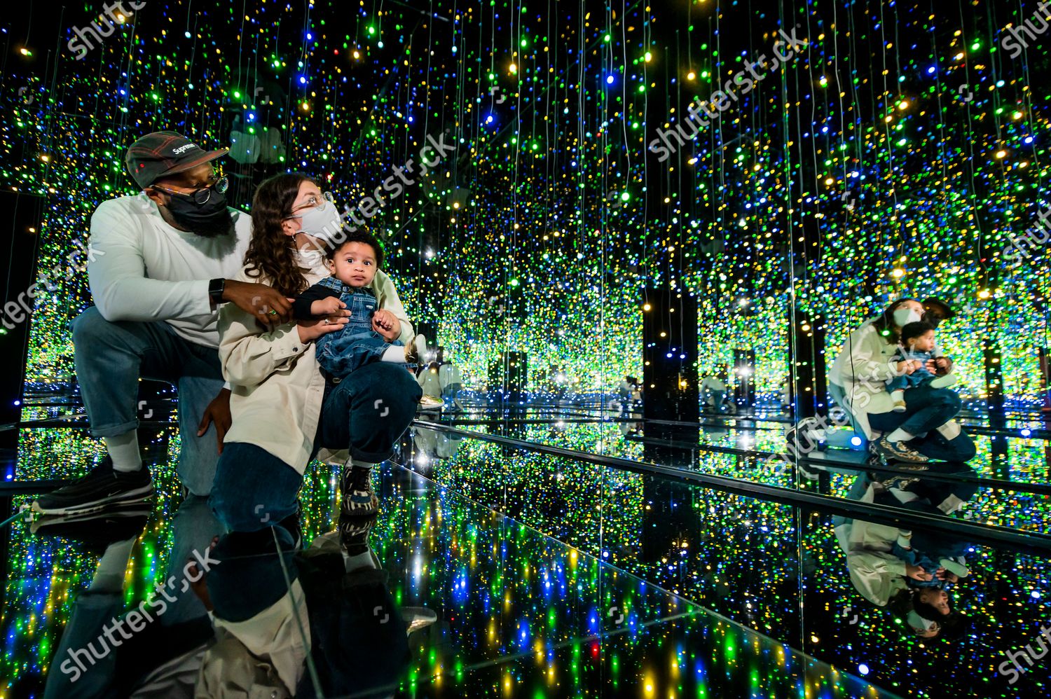 Infinity Mirrored Room Filled Brilliance Life Editorial Stock Photo ...