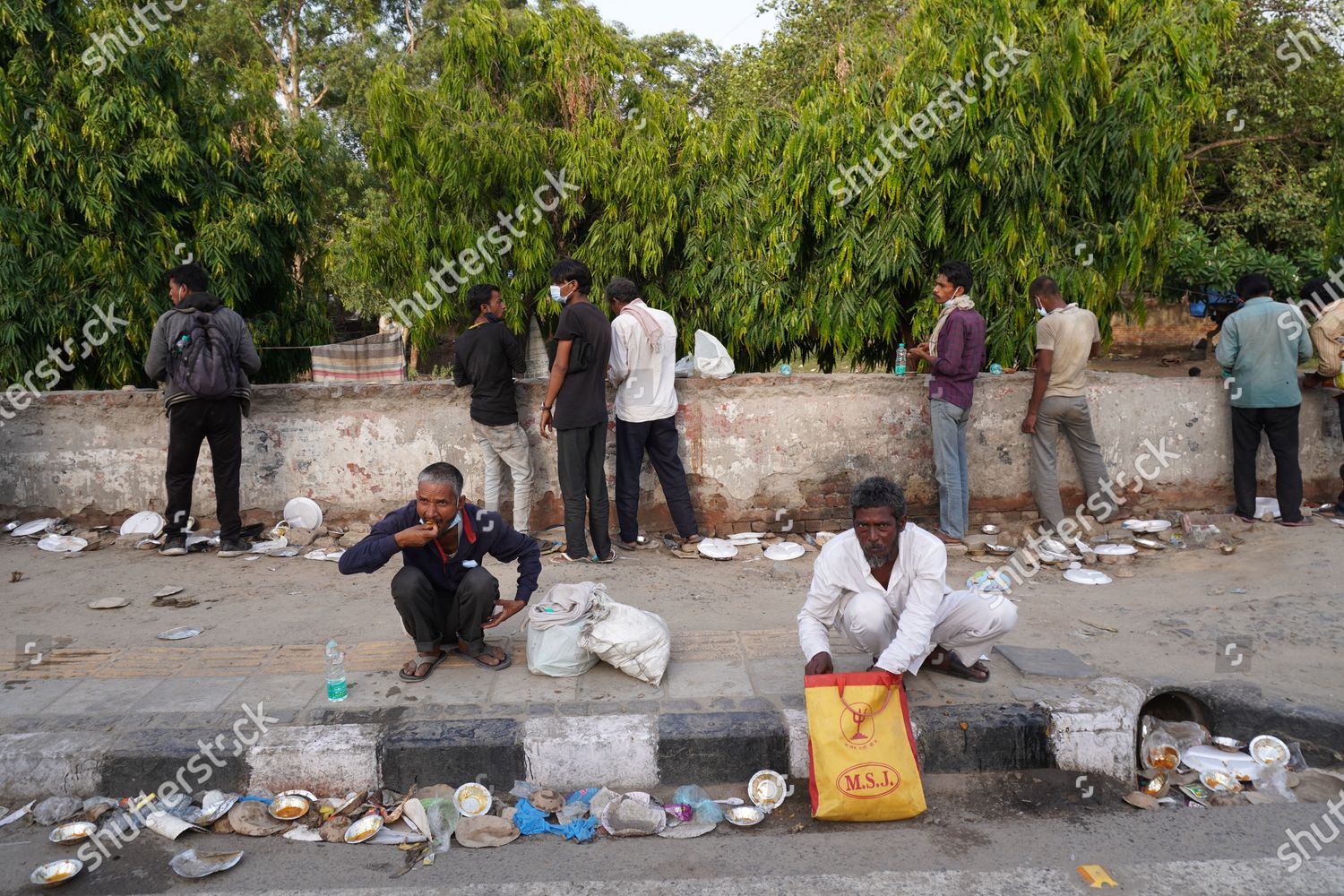 Homeless People Daily Wage Labourers Struggling Editorial Stock Photo ...