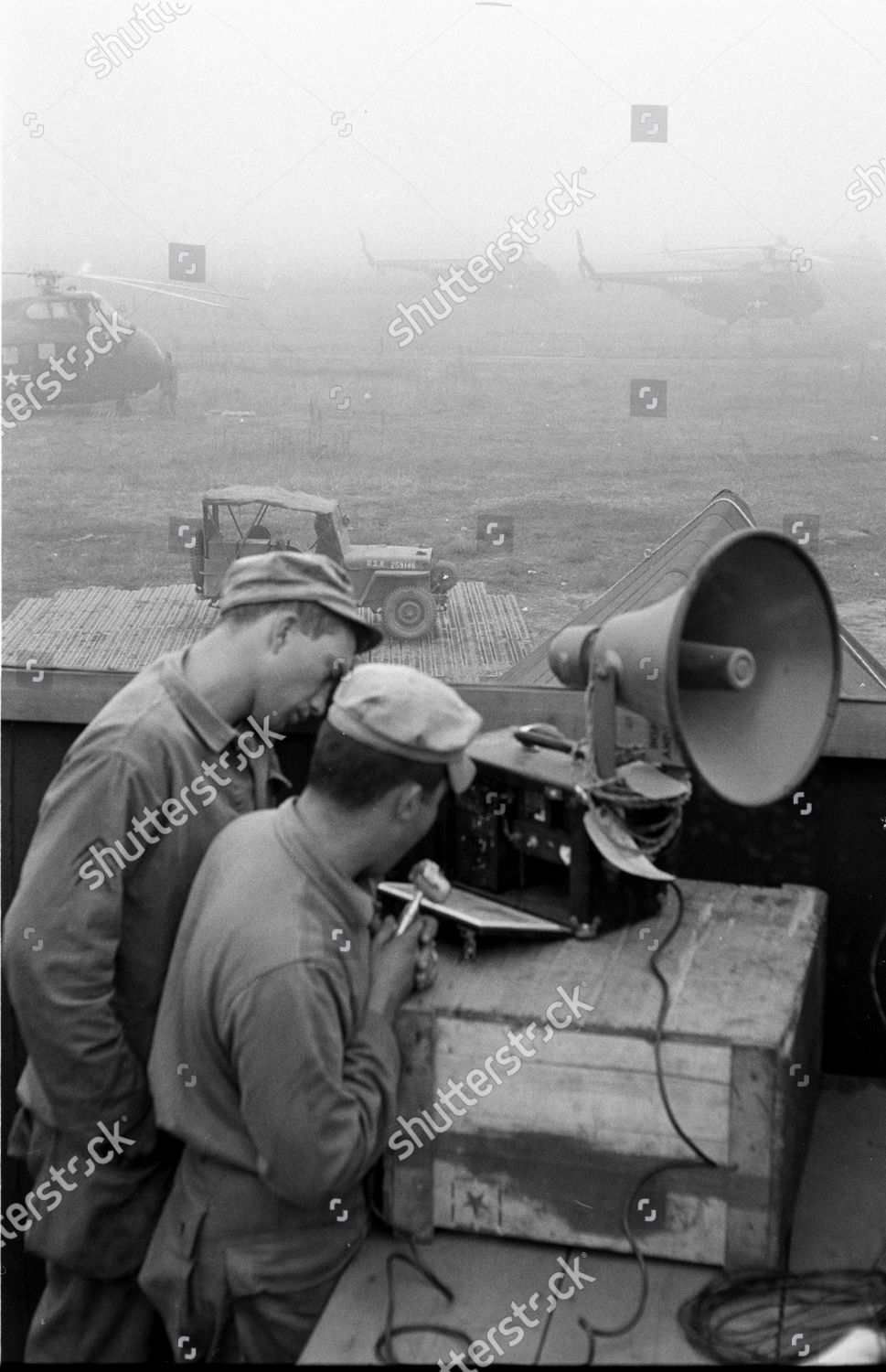 American Troops Gathering Field During Korean Editorial Stock Photo ...