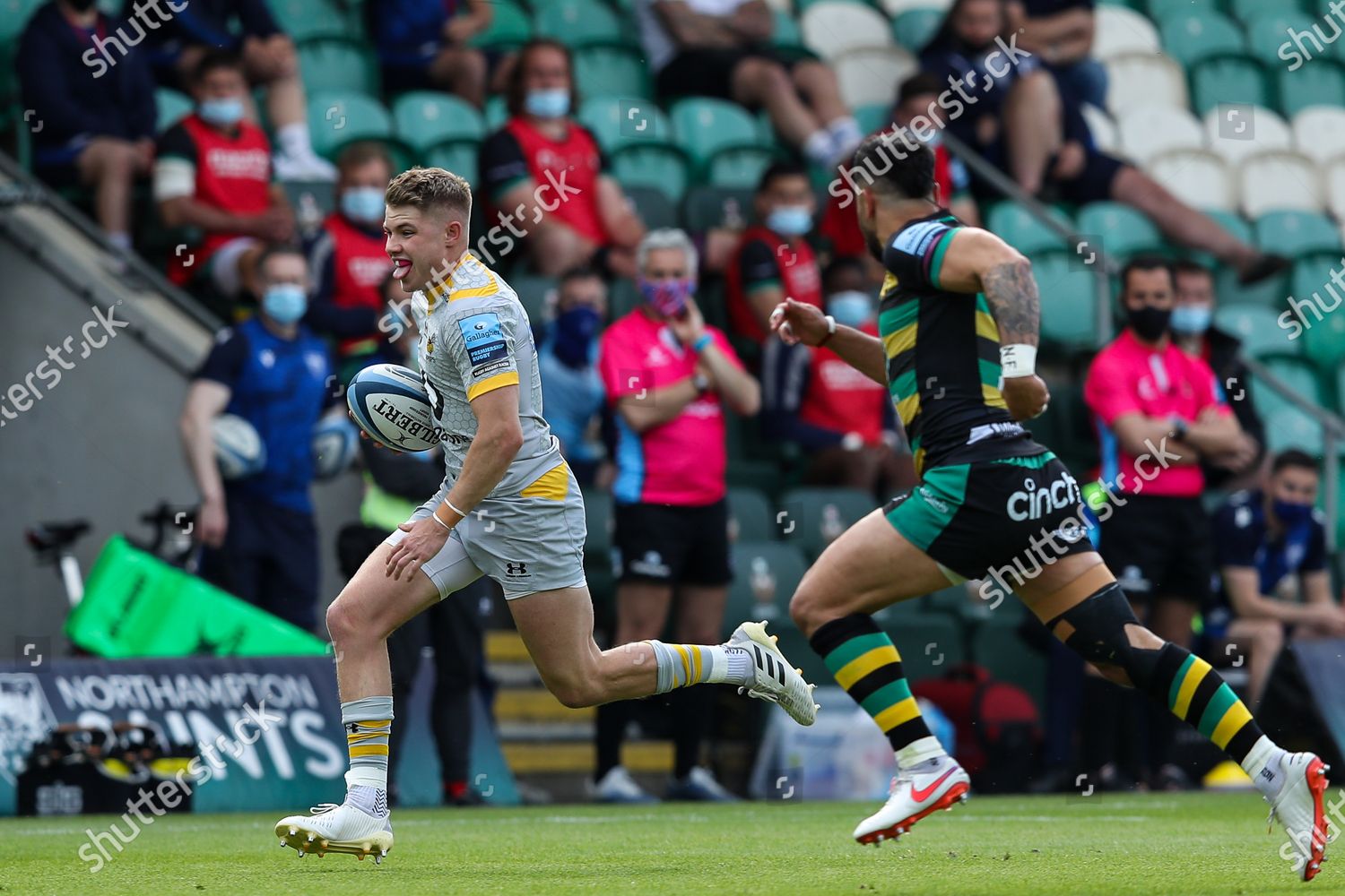 Charlie Atkinson Wasps Makes Break Editorial Stock Photo - Stock Image ...