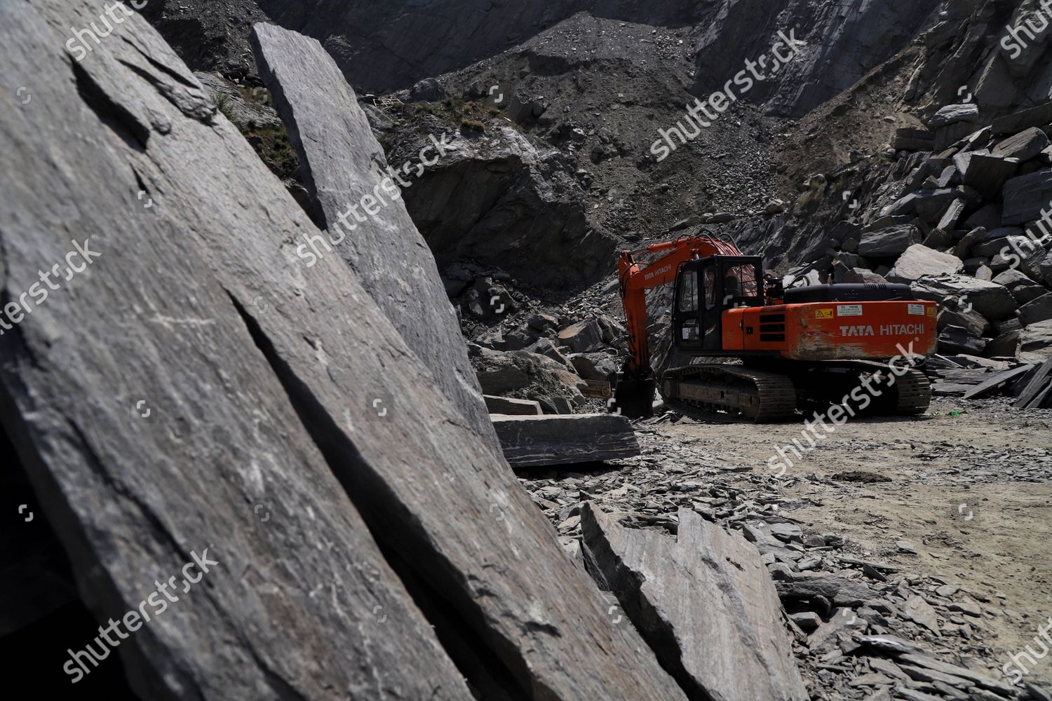 Jcb Seen Stone Quarry Baramulla Jammu Editorial Stock Photo - Stock ...
