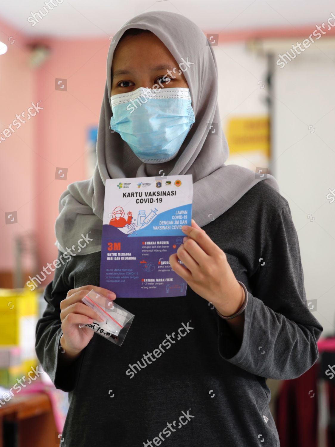 Woman Shows Her Vaccine Card After Editorial Stock Photo - Stock Image ...