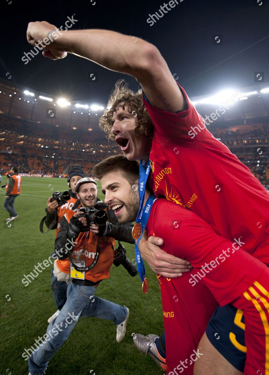 Gerard Pique Carles Puyol Spain Celebrate Editorial Stock Photo - Stock ...