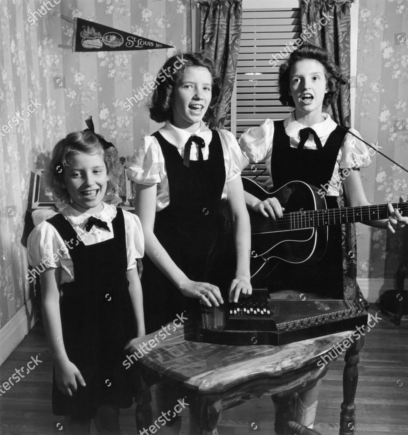 Lr Young Cw Singing Carter Sisters Editorial Stock Photo - Stock Image ...