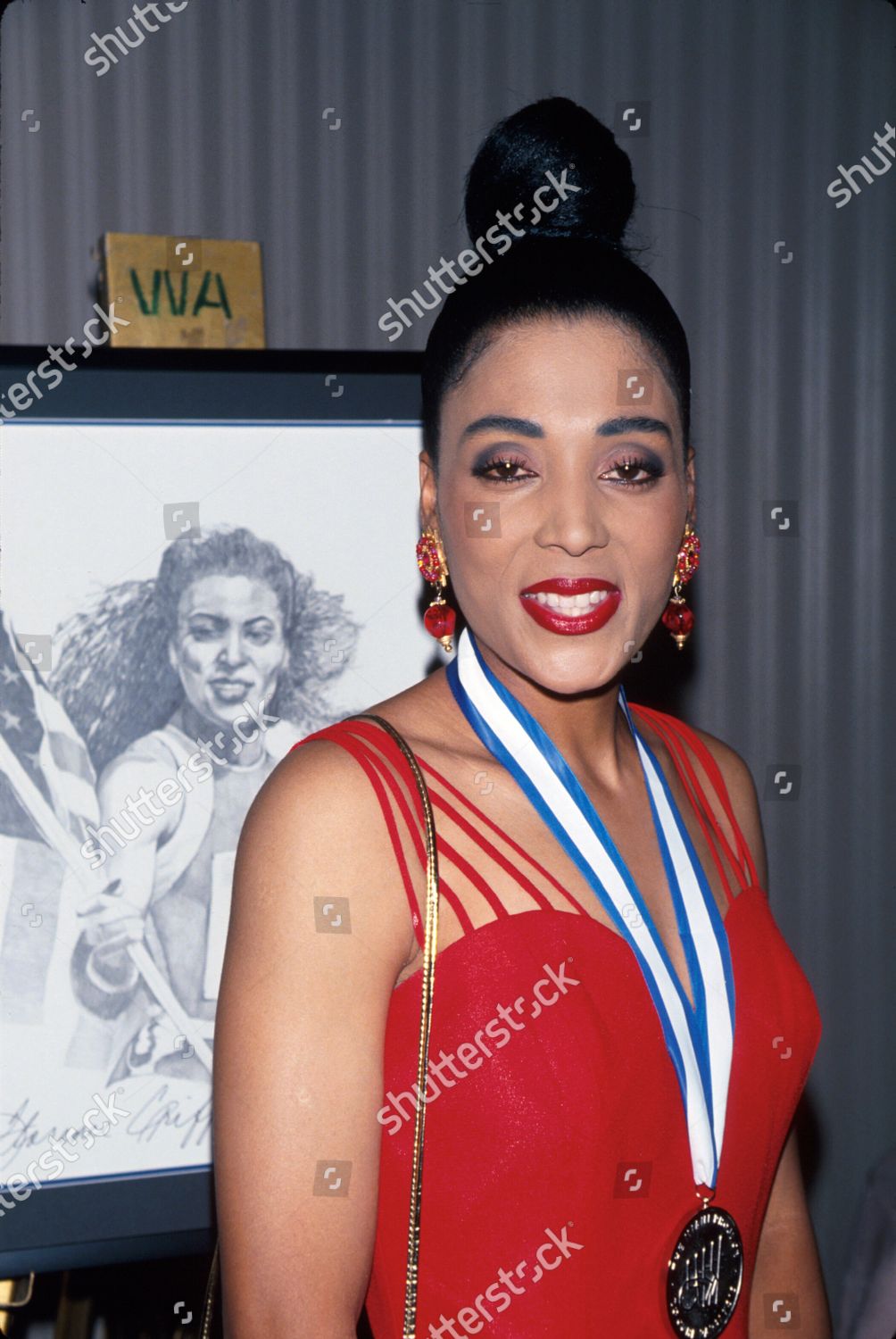 Olympic track athlete Florence Griffith Joyner posing Editorial Stock ...