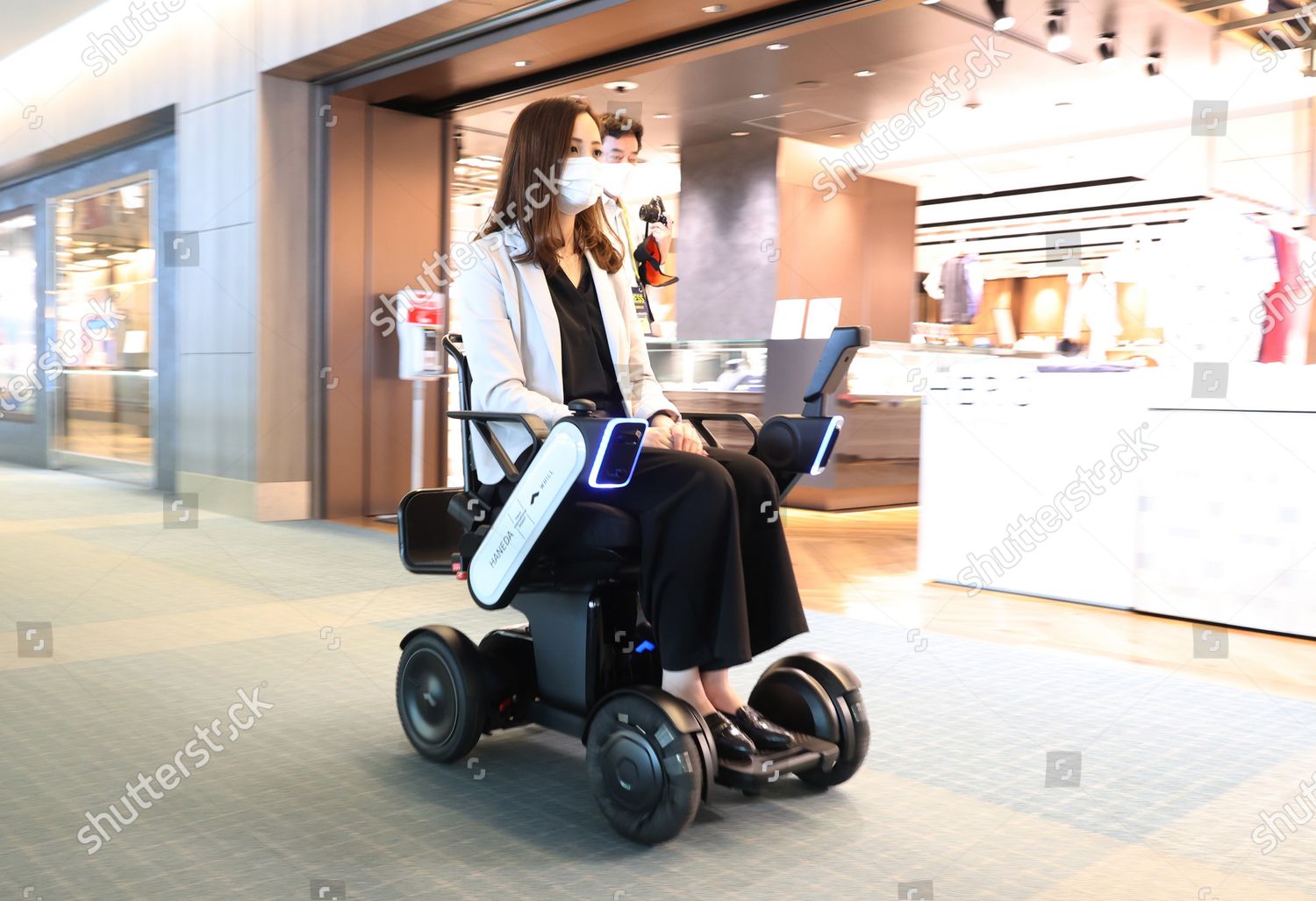 Model Demonstratess Autonomous Driving Personal Mobility Editorial ...